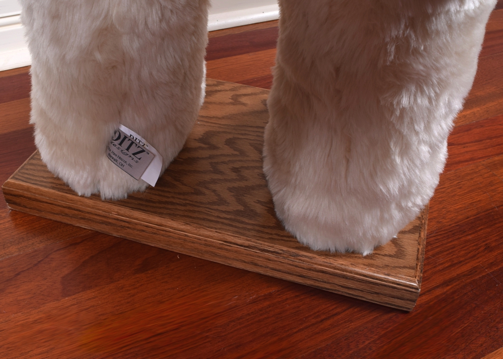 Life-Sized Polar Bear Butler | EBTH