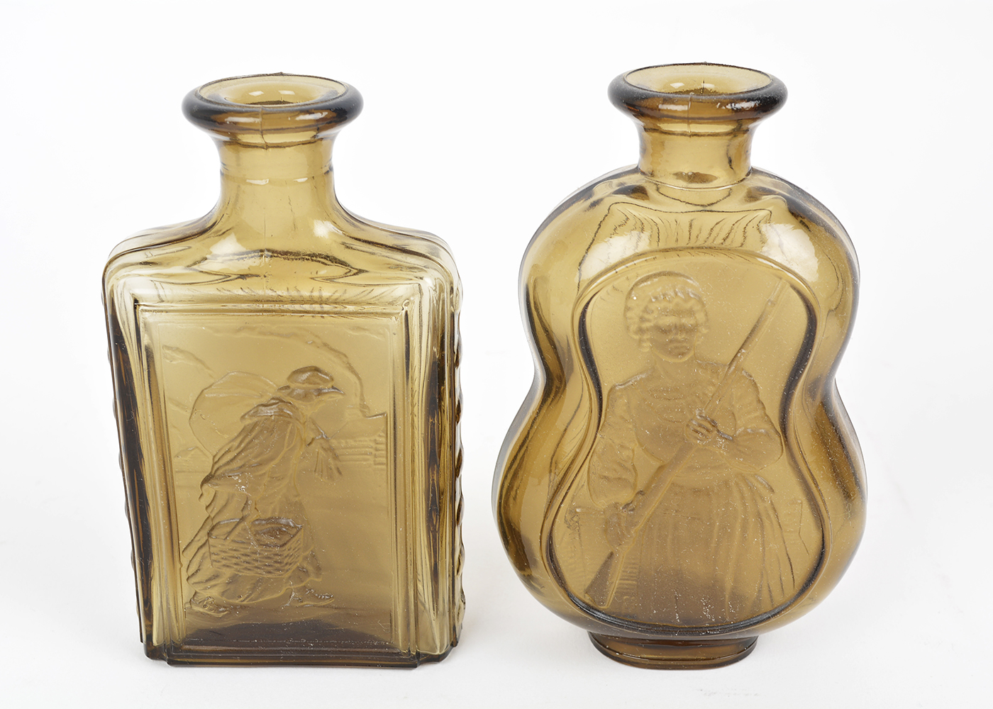 Vintage Daughter's of the American Revolution Glass Bottles | EBTH