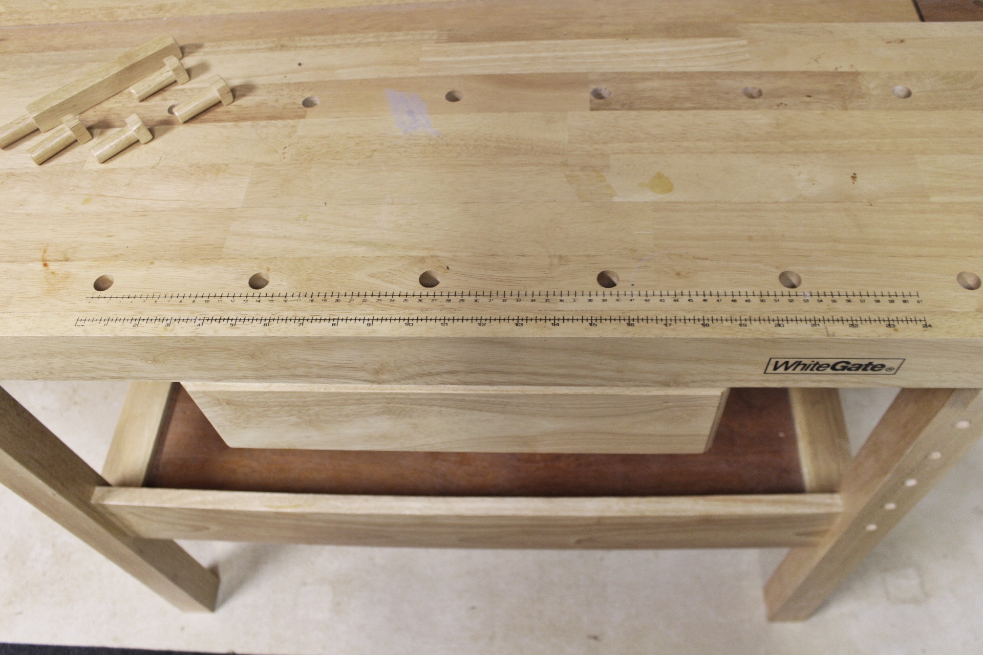 White Gate Oak Work Bench w/ Two Vises | EBTH