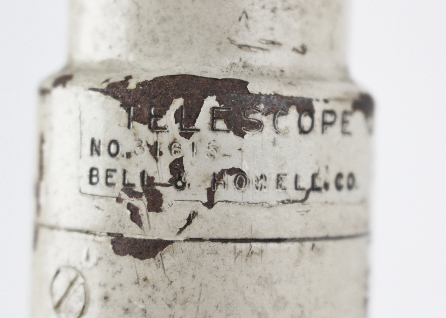 WWII Bell & Howell Tank Scope | EBTH