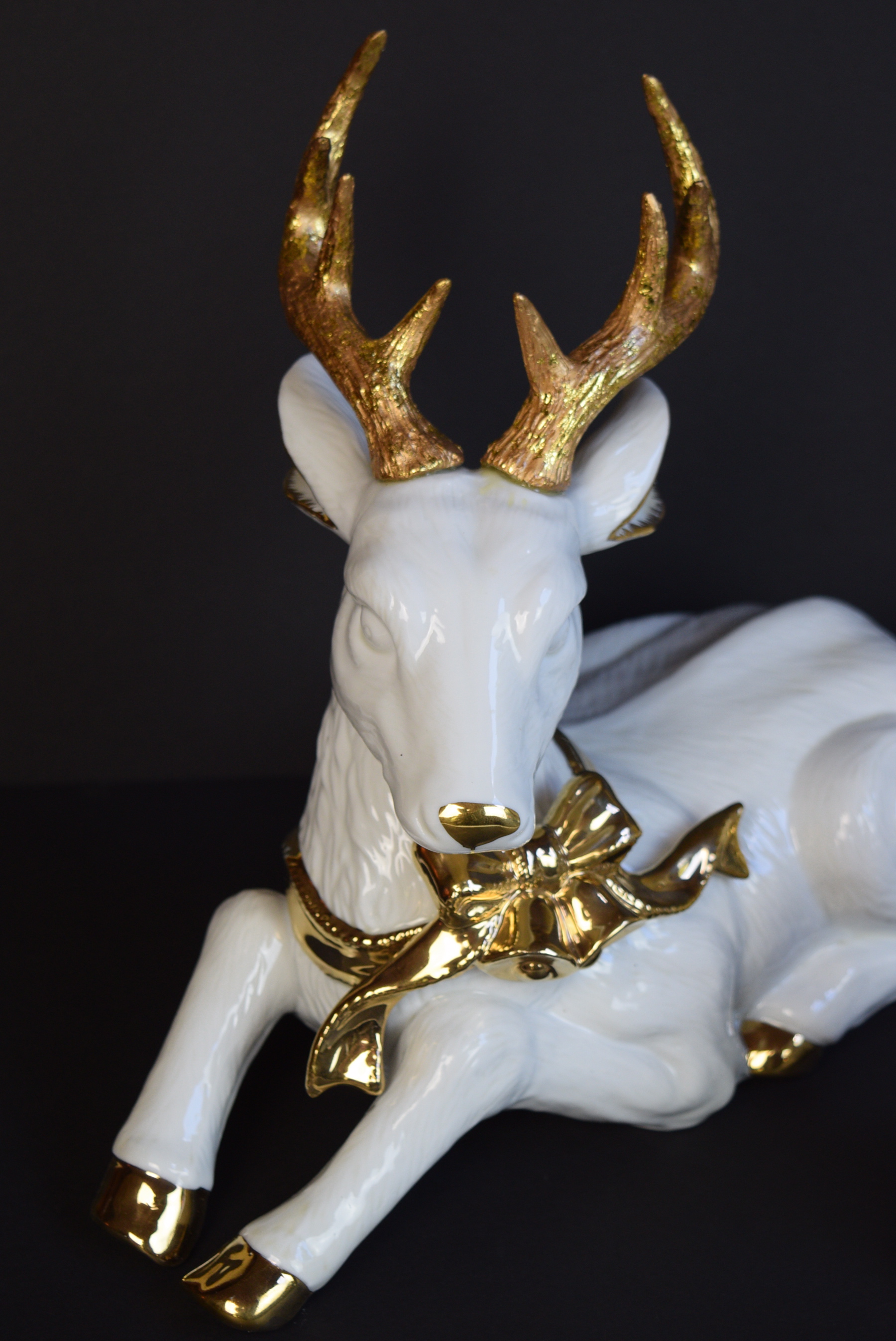 Hand-Painted Ceramic Deer Figurines | EBTH