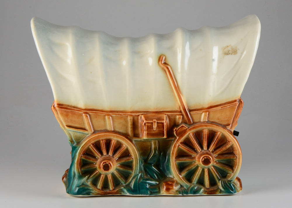 Mid-Century Covered Wagon Television Lamp | EBTH