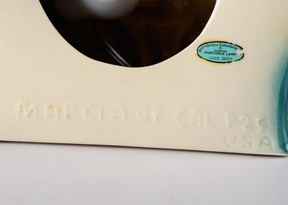 Mid-Century Covered Wagon Television Lamp | EBTH