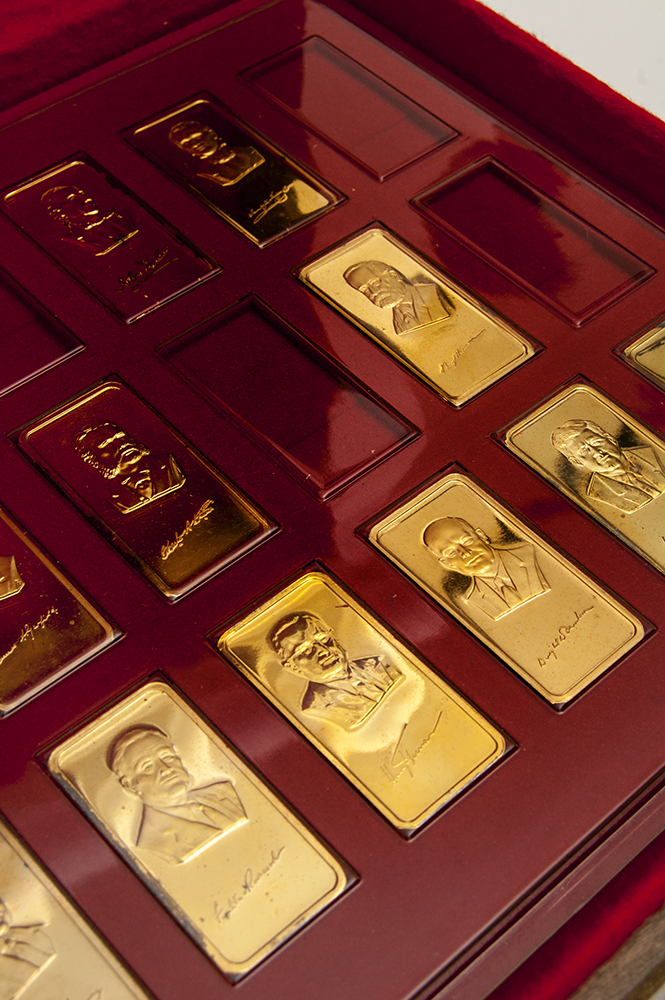 The Hamilton Mint Presidents 24kt EGP on 999 Fine Silver Ingots | EBTH