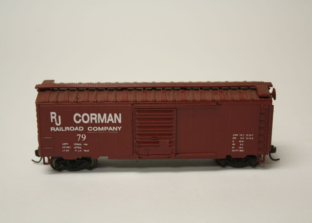 Collection of RJ Corman Model Train Cars | EBTH