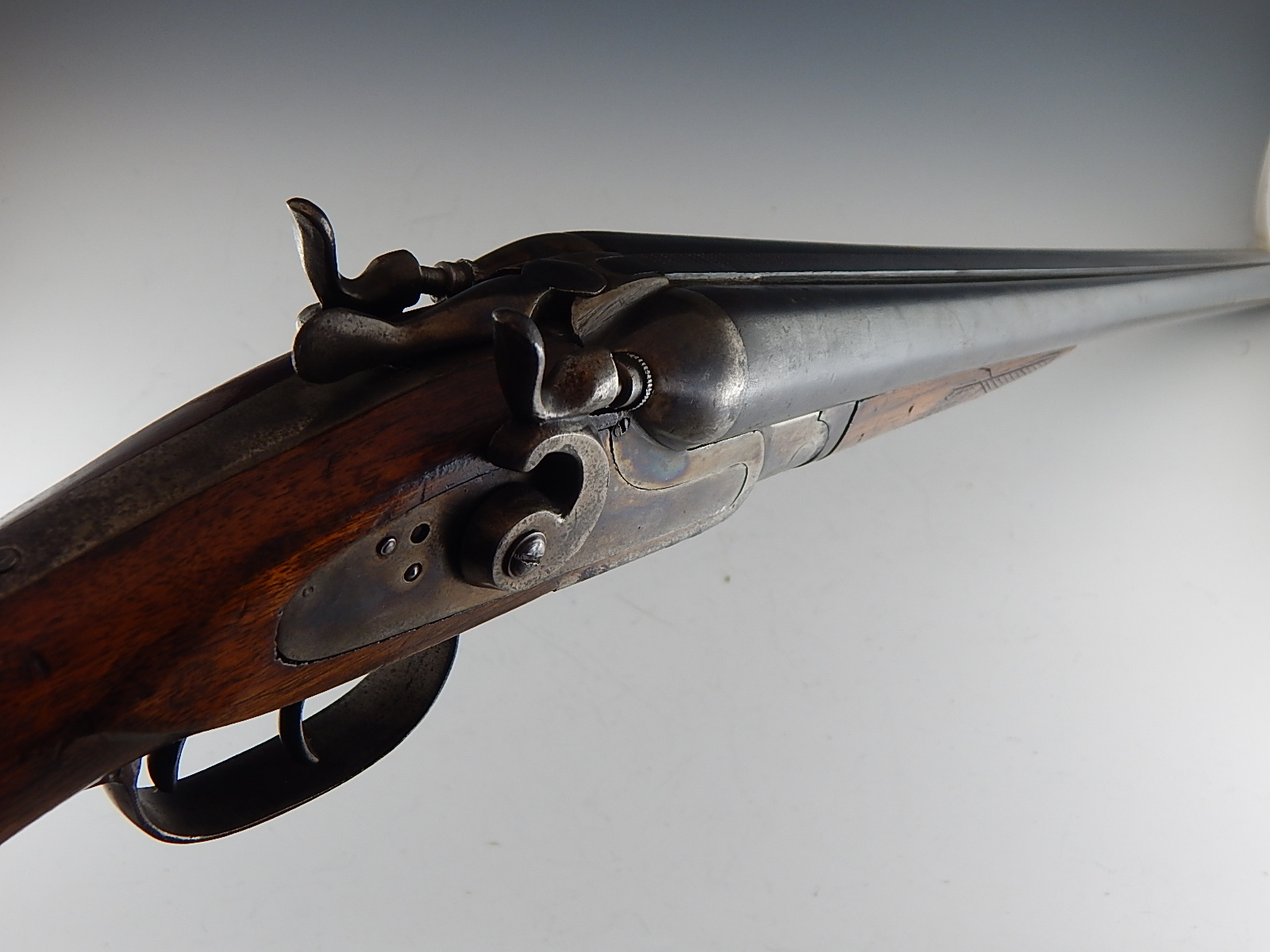 American Gun Co. Double Barrel 12 Gauge Shotgun | EBTH