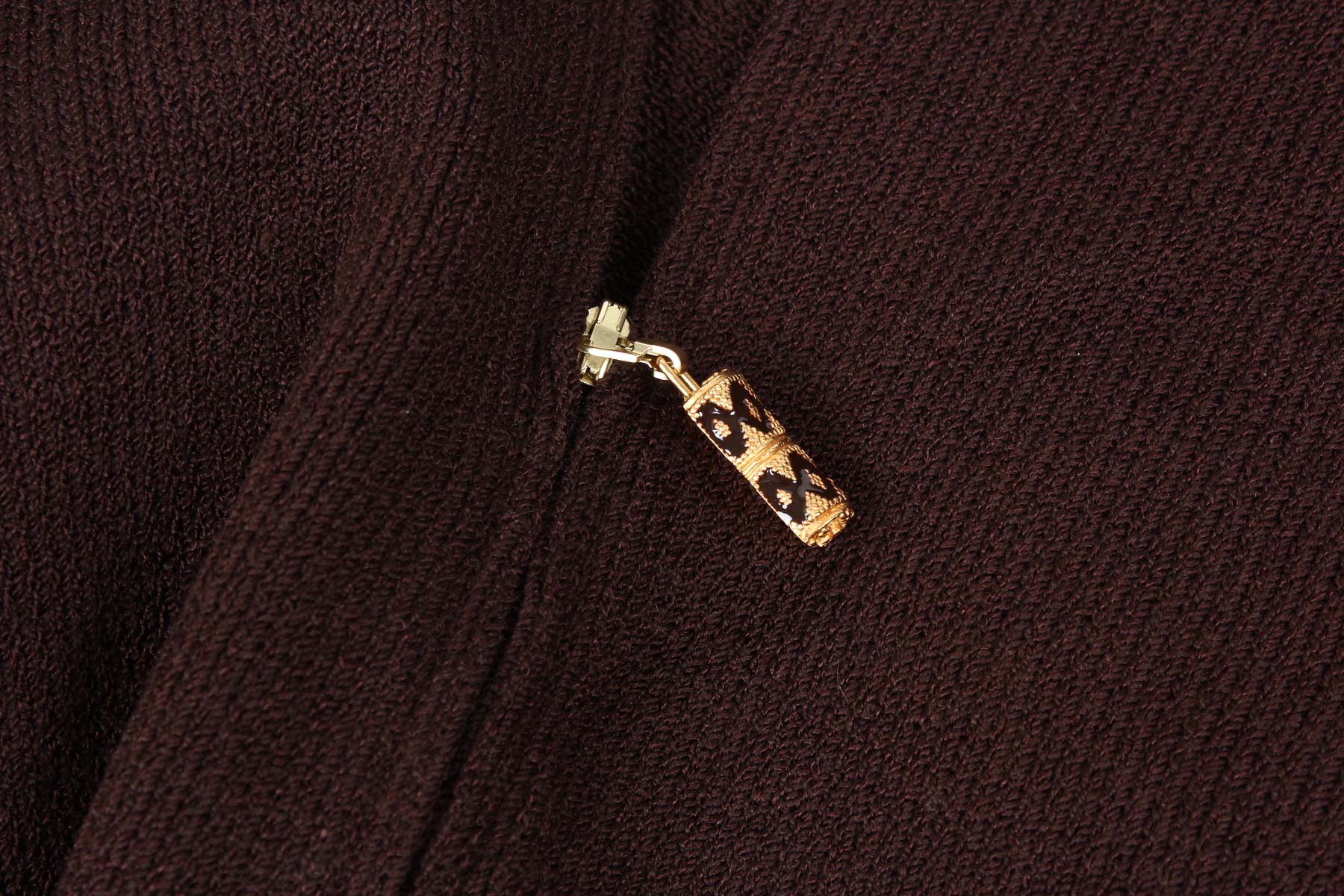 St. John Clothing Collection, Sizes 4 and 6 | EBTH