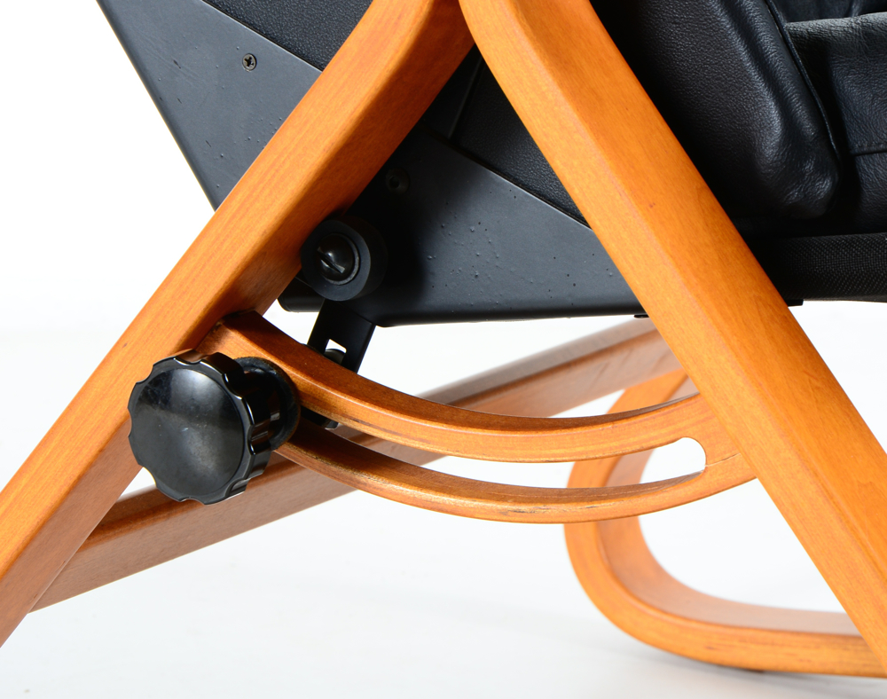 BackSaver Black Leather "Signature" Zero-Gravity Recliner Chair | EBTH