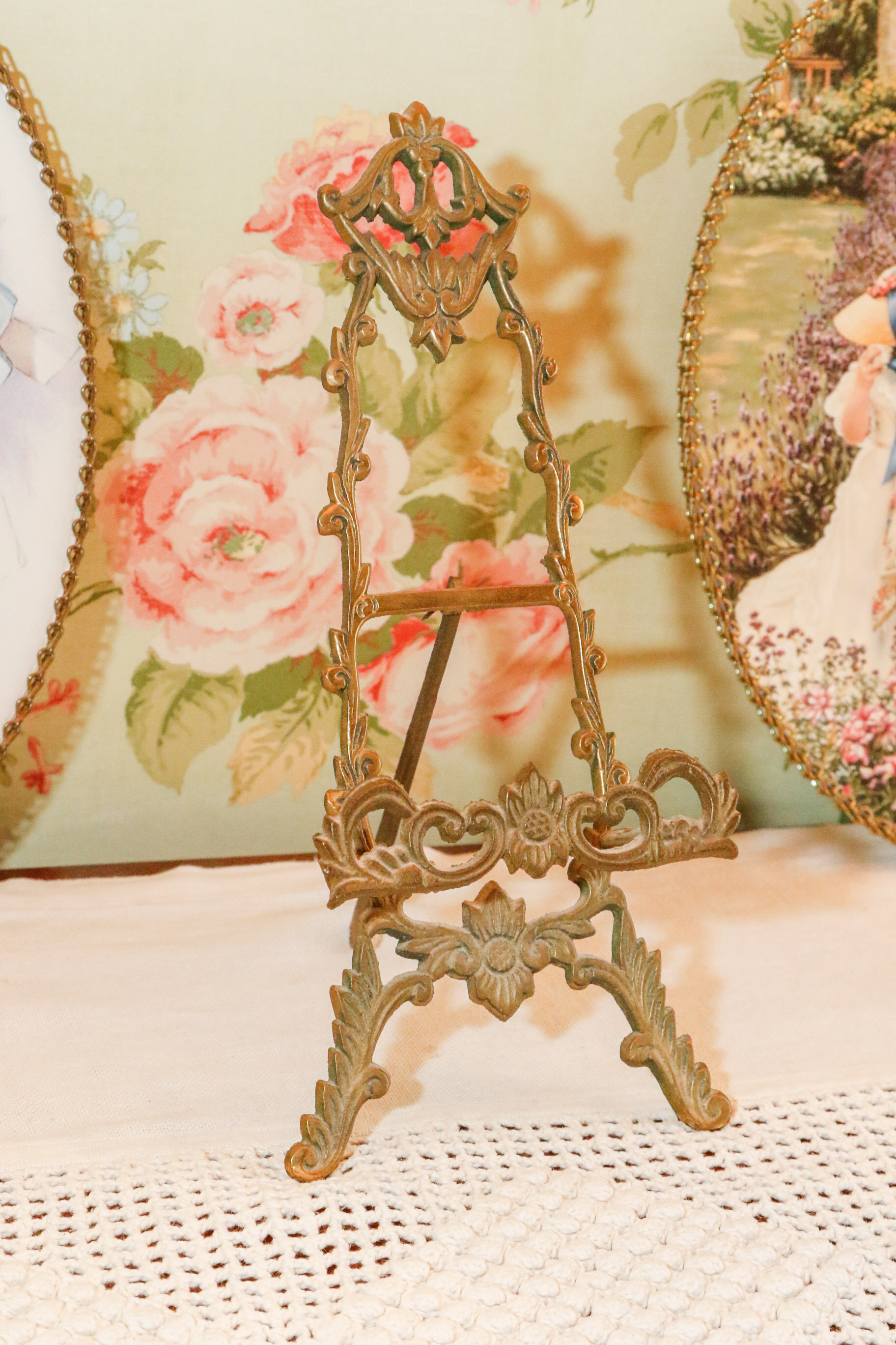 Set of Reproduction Victorian Flue Covers | EBTH