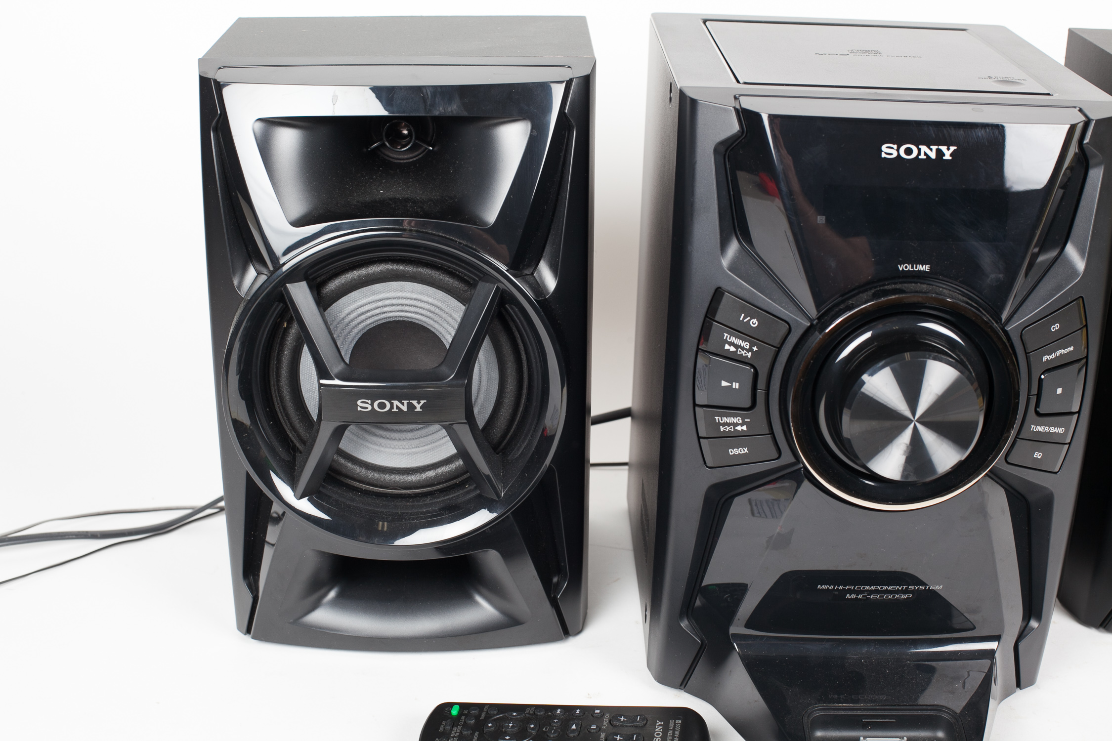 Sony iPod and CD Player | EBTH