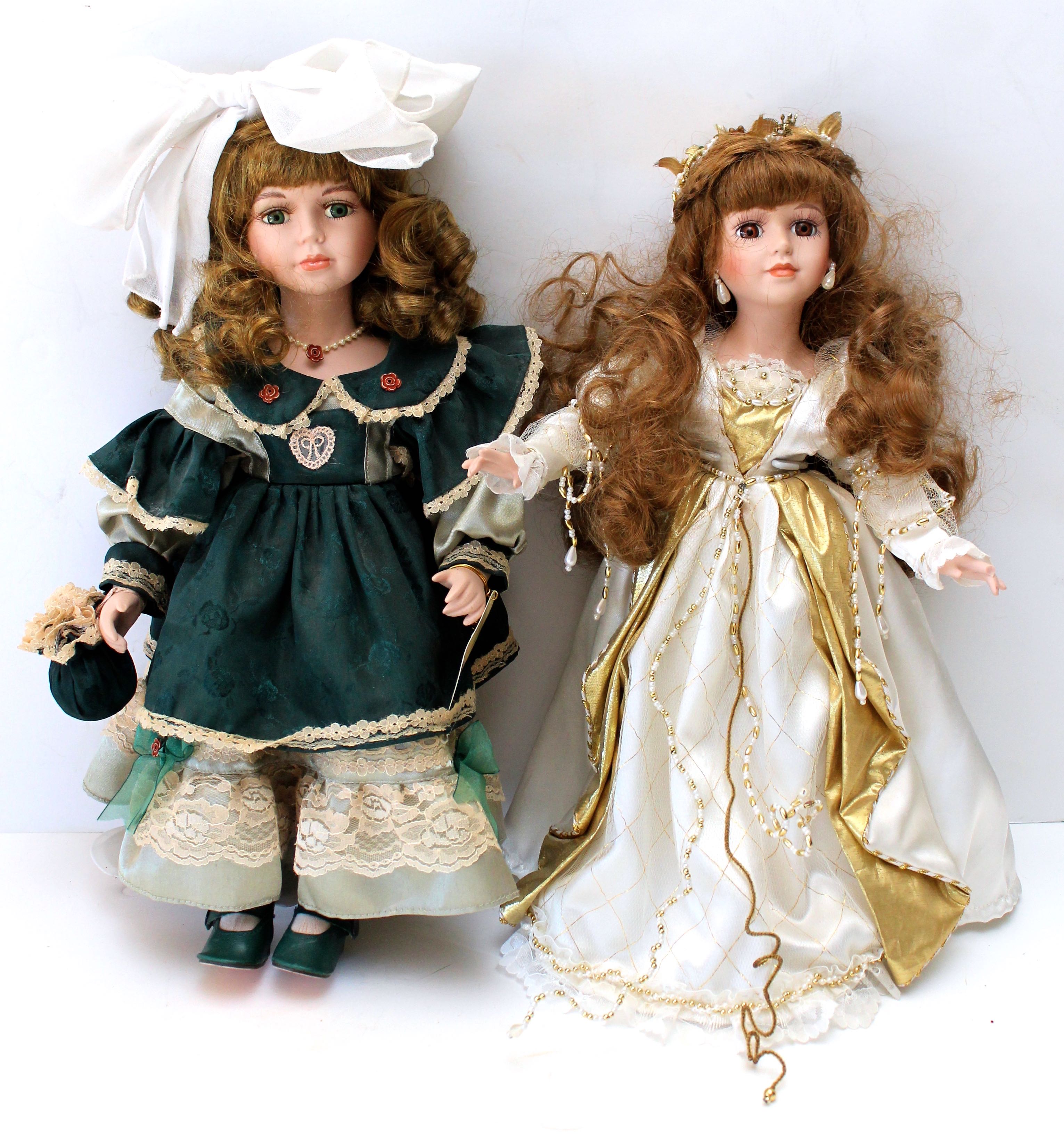 Collection of Eight Dolls | EBTH