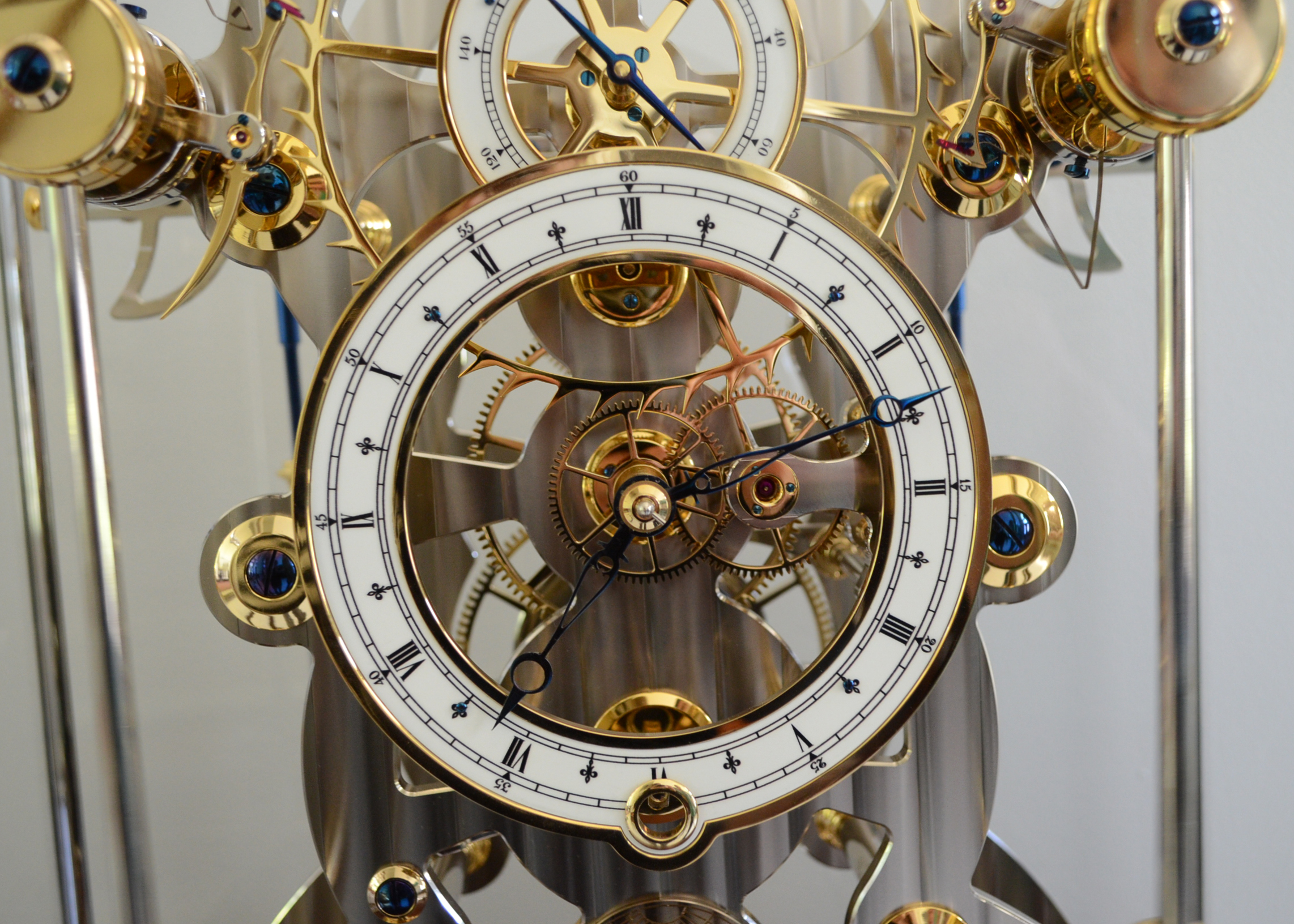 Regal Grasshopper Clock | EBTH