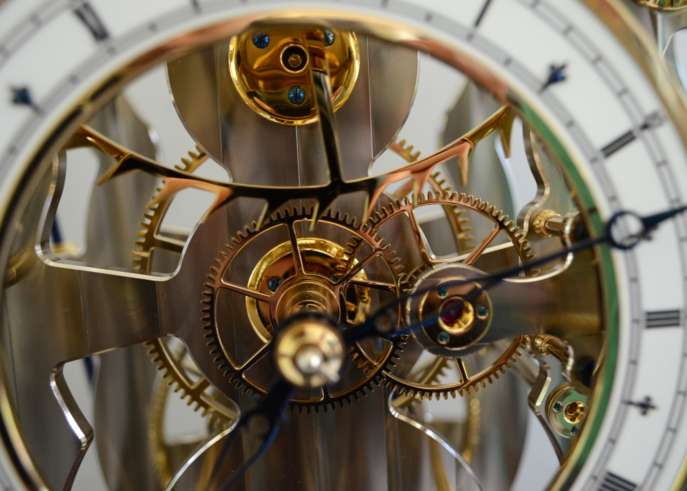 Regal Grasshopper Clock | EBTH