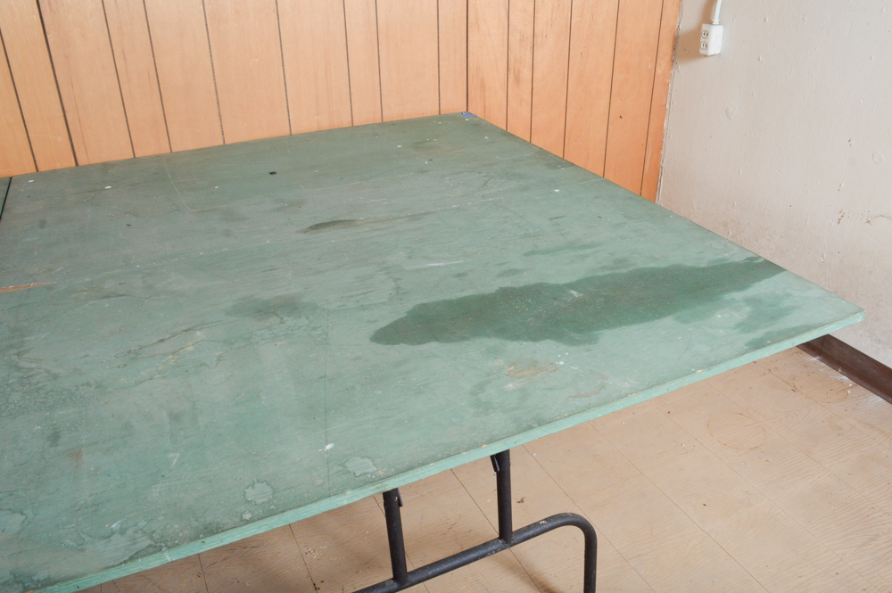 Vintage Ping Pong Table | EBTH