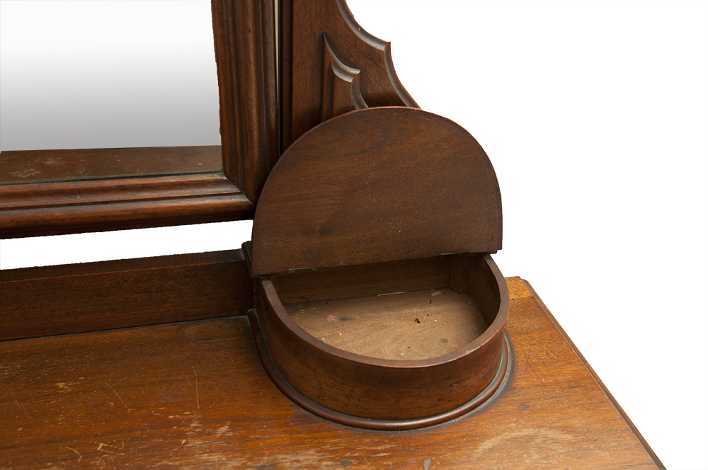 Victorian Renaissance Revival Vanity | EBTH