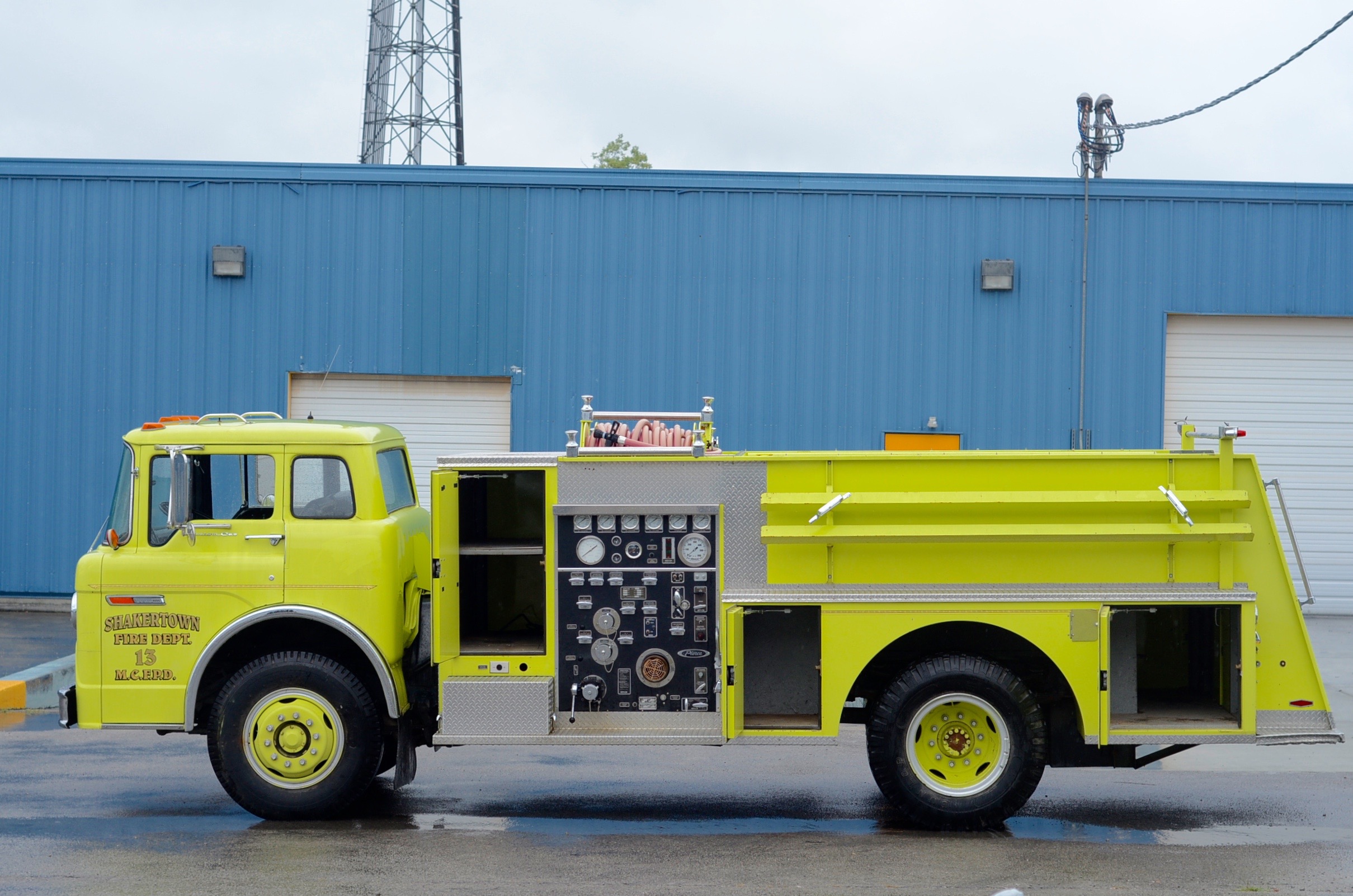 1985 Ford Chartreuse Fire Truck | EBTH