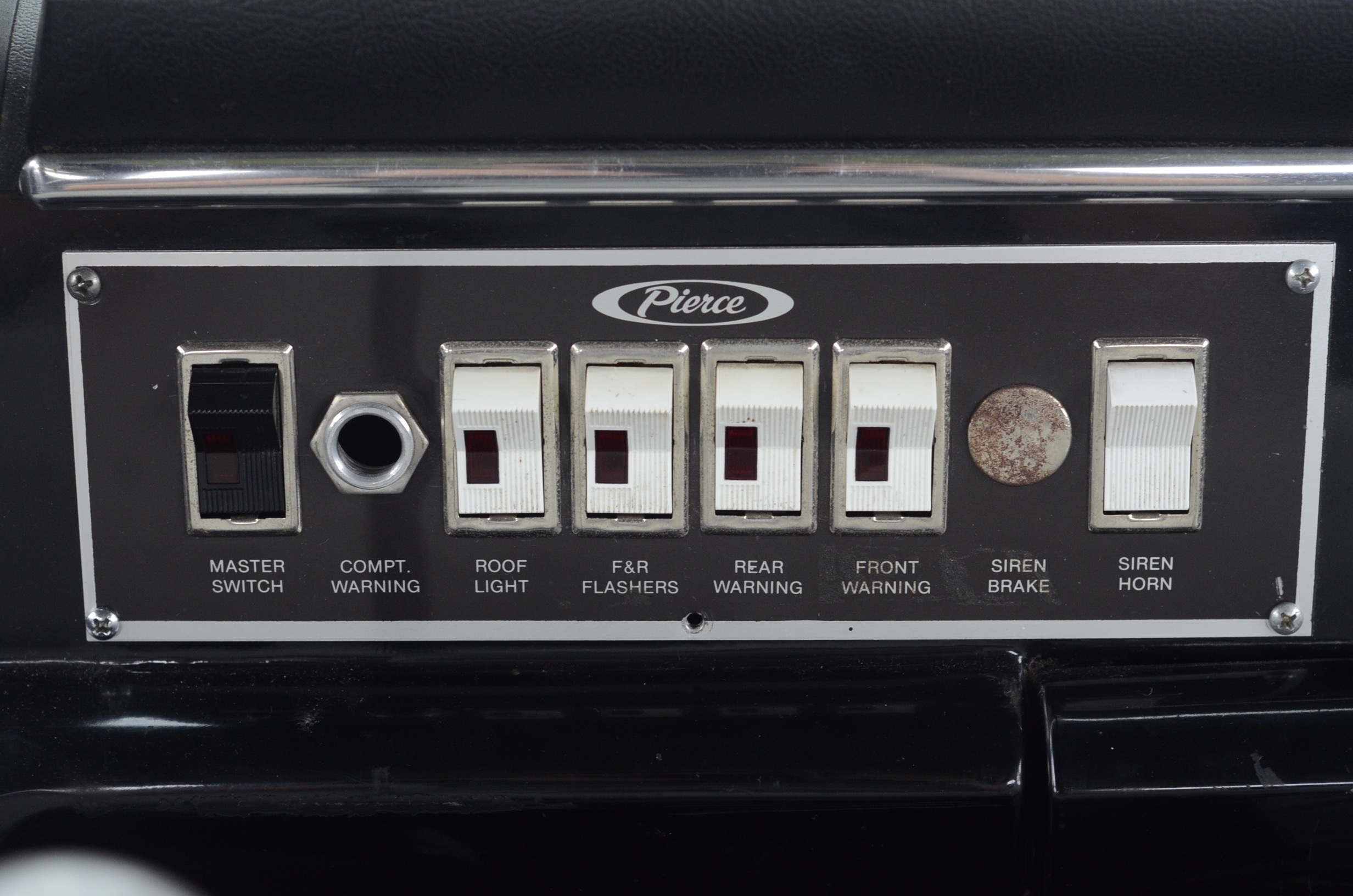 1985 Ford Chartreuse Fire Truck | EBTH