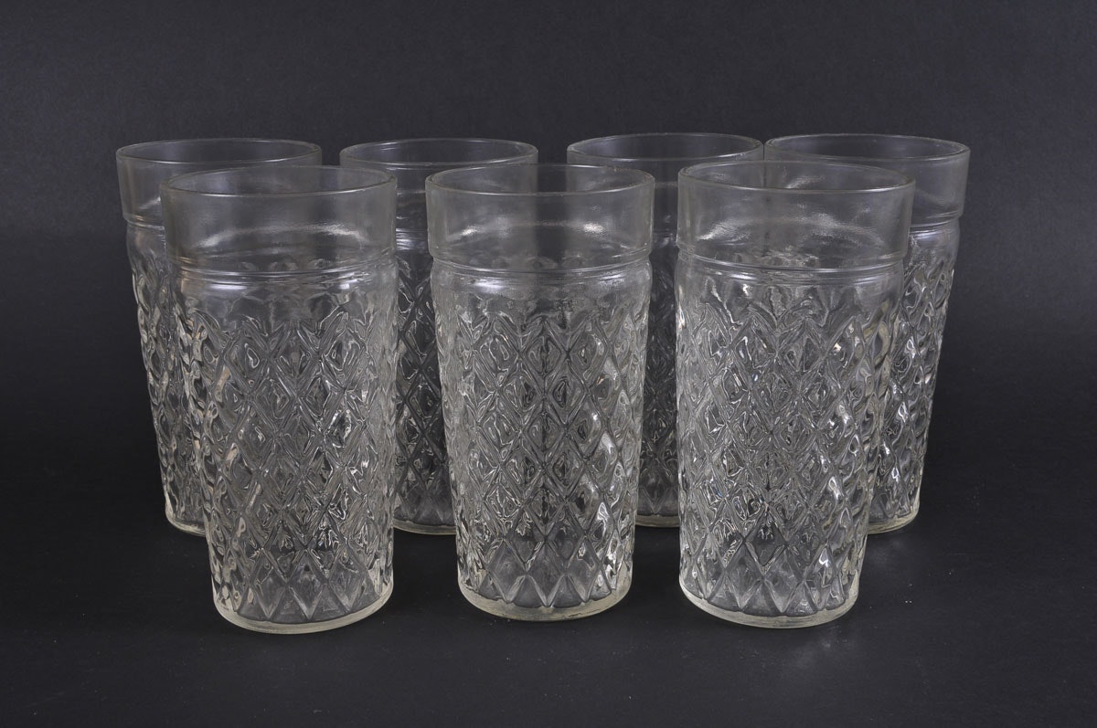 Assorted Glassware Ebth