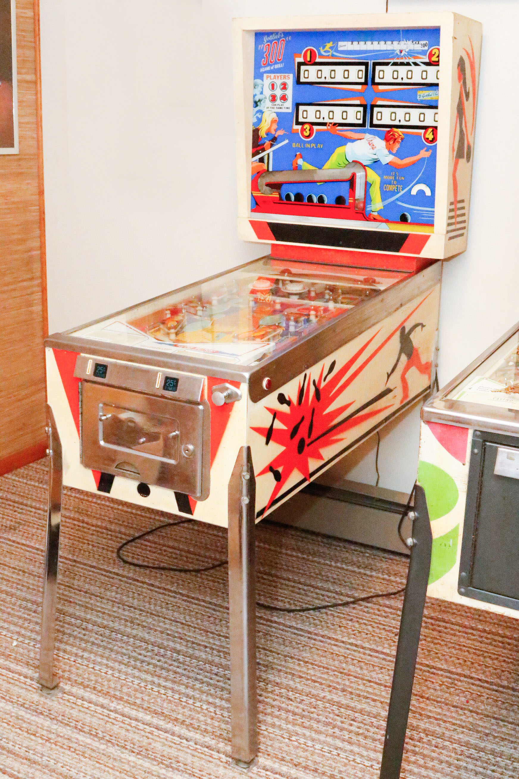 "300" Pinball Machine by D. Gottlieb & Co. | EBTH