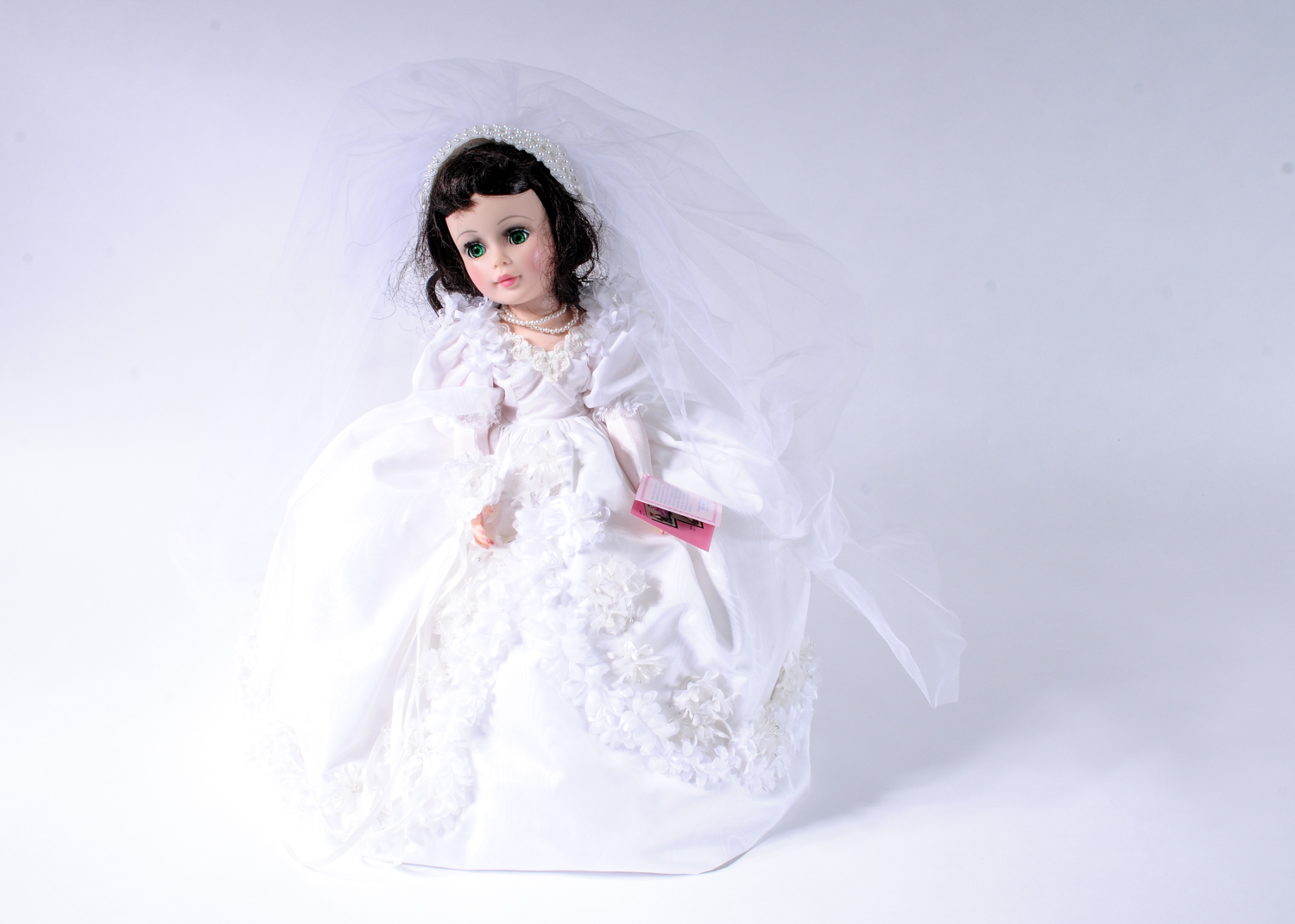 Madame Alexander Scarlett Bride Doll | EBTH
