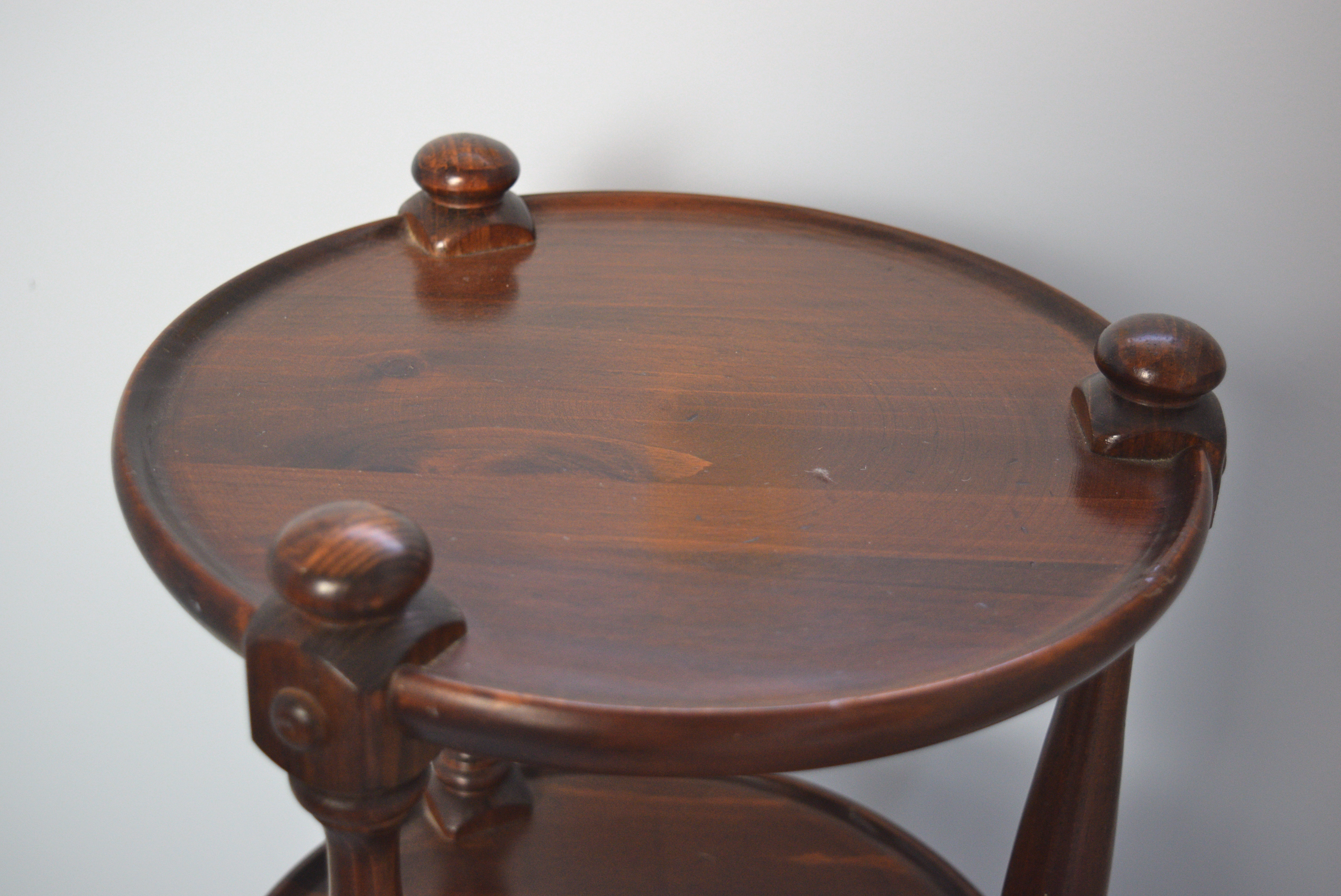 Ethan Allen Three-Tiered Stand | EBTH