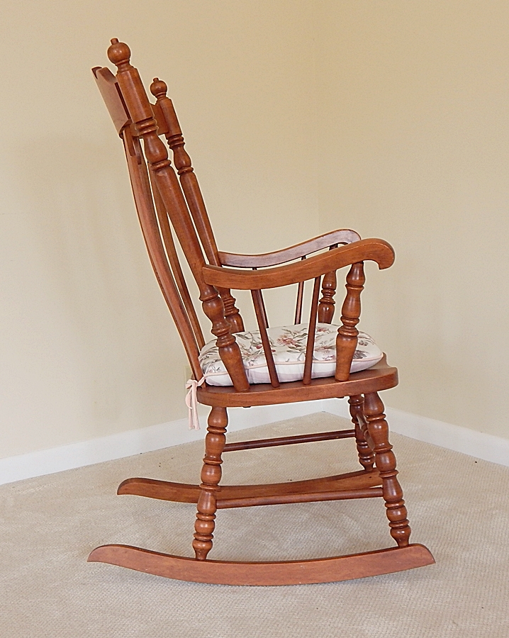 Maple Tell City Rocker | EBTH