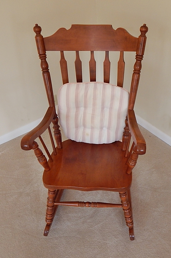 Maple Tell City Rocker | EBTH