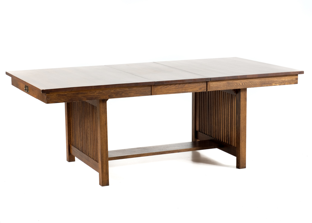 Frank Lloyd Wright - Prairie Style Oak Table and Six Chairs | EBTH