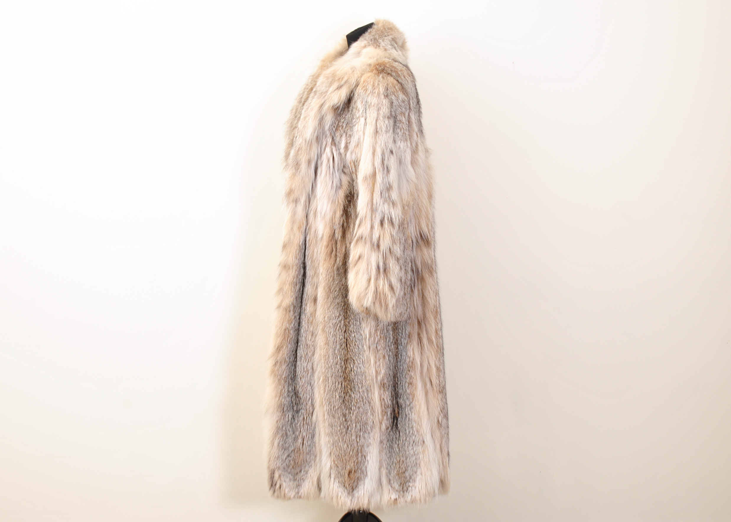 Canadian Lynx Full Length Fur Coat | EBTH