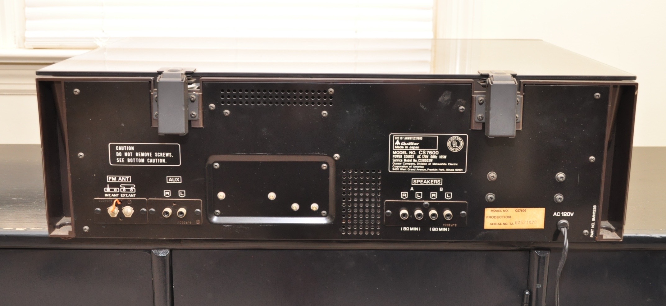 Quasar Stereo System and Speakers | EBTH