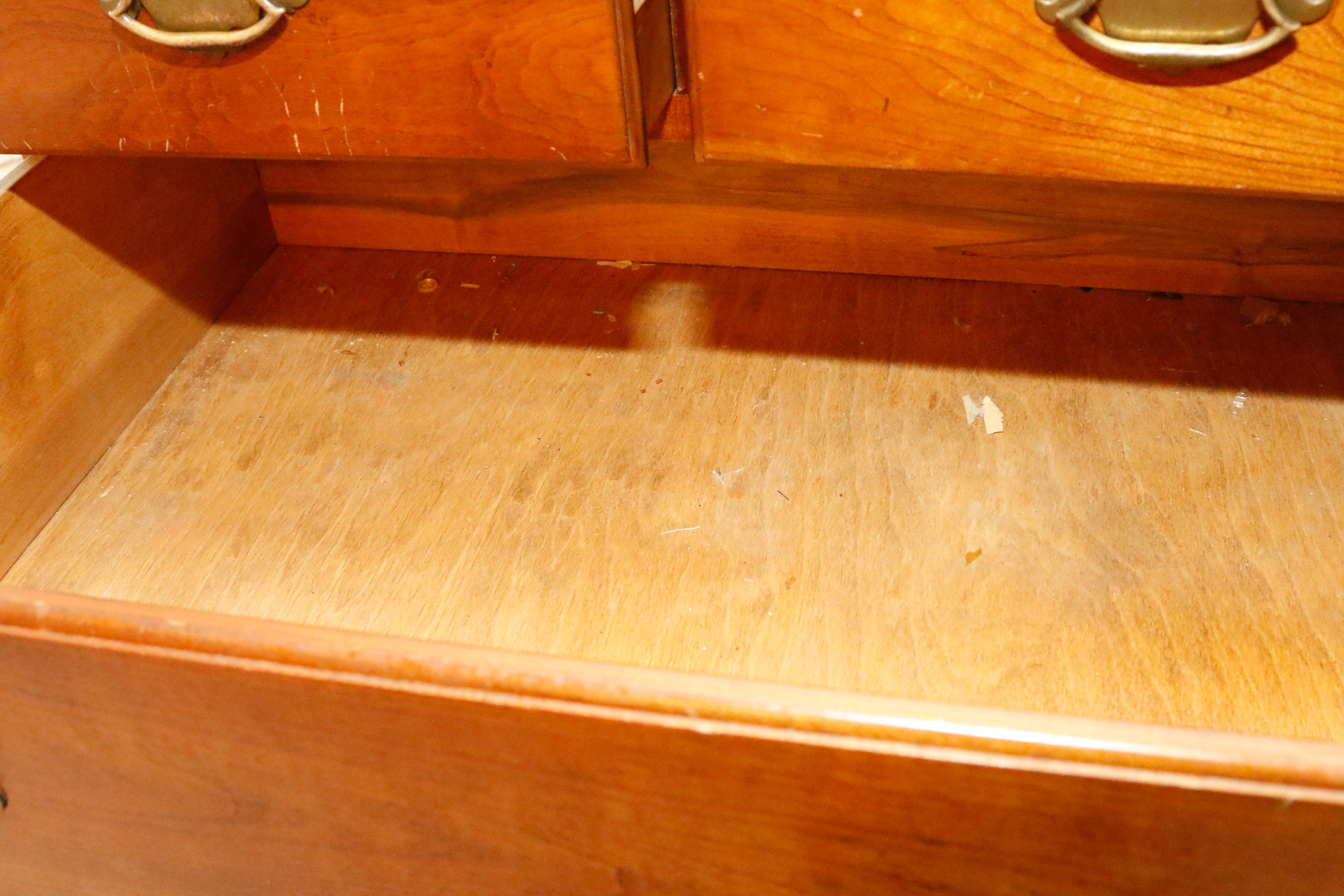 Stickley Cherry Valley Chest of Drawers | EBTH