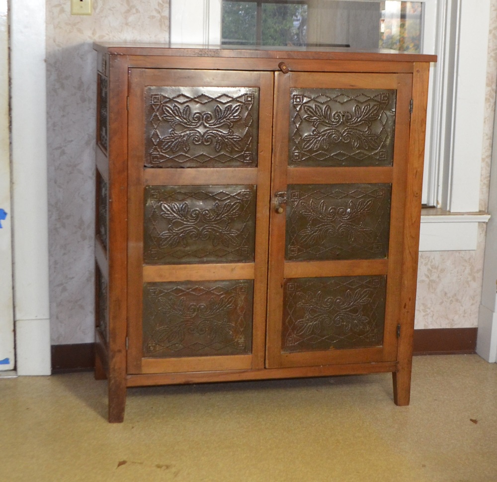 Vintage Pie Safe | EBTH