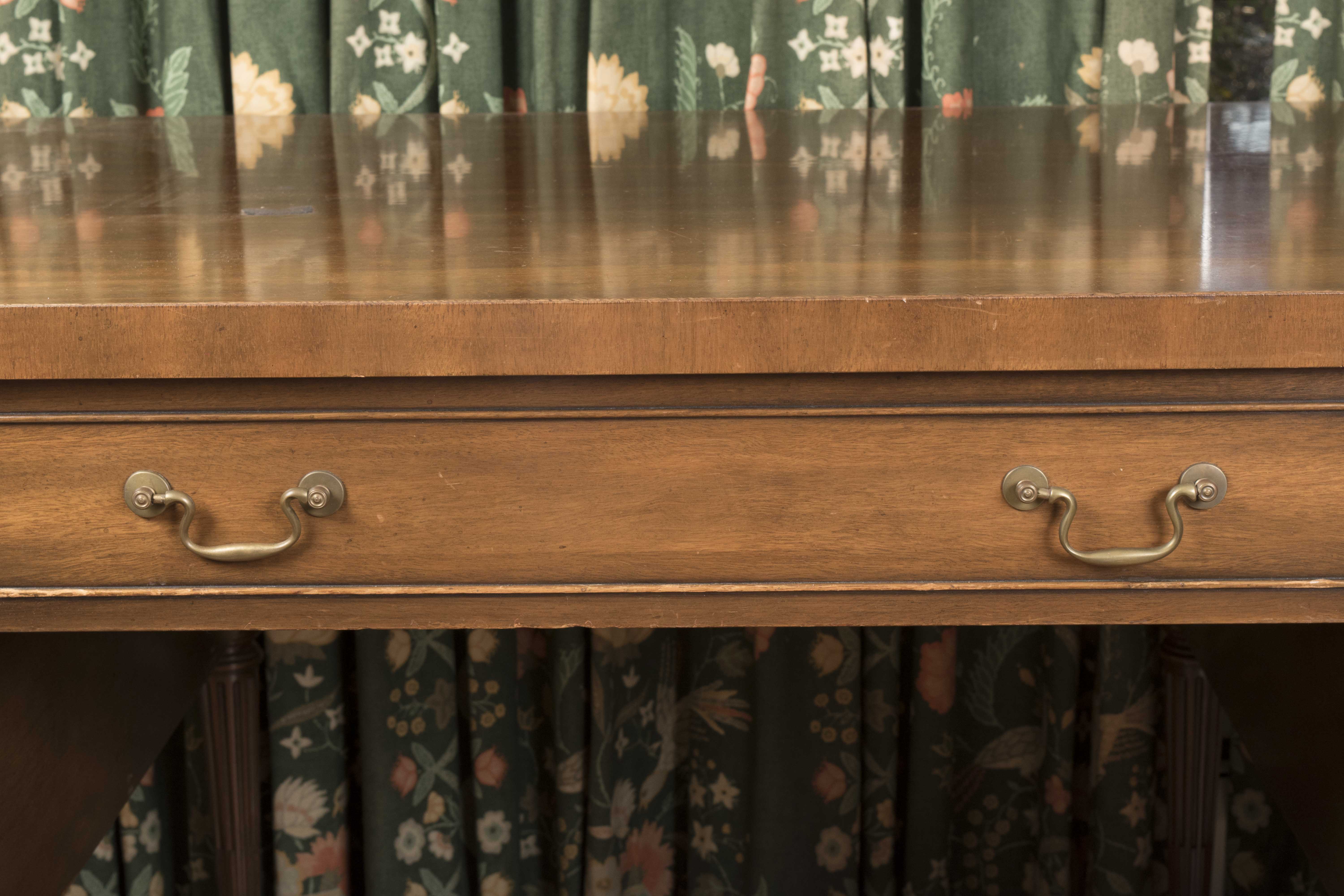 Vintage Kittinger Reproduction "George Washington" Desk | EBTH