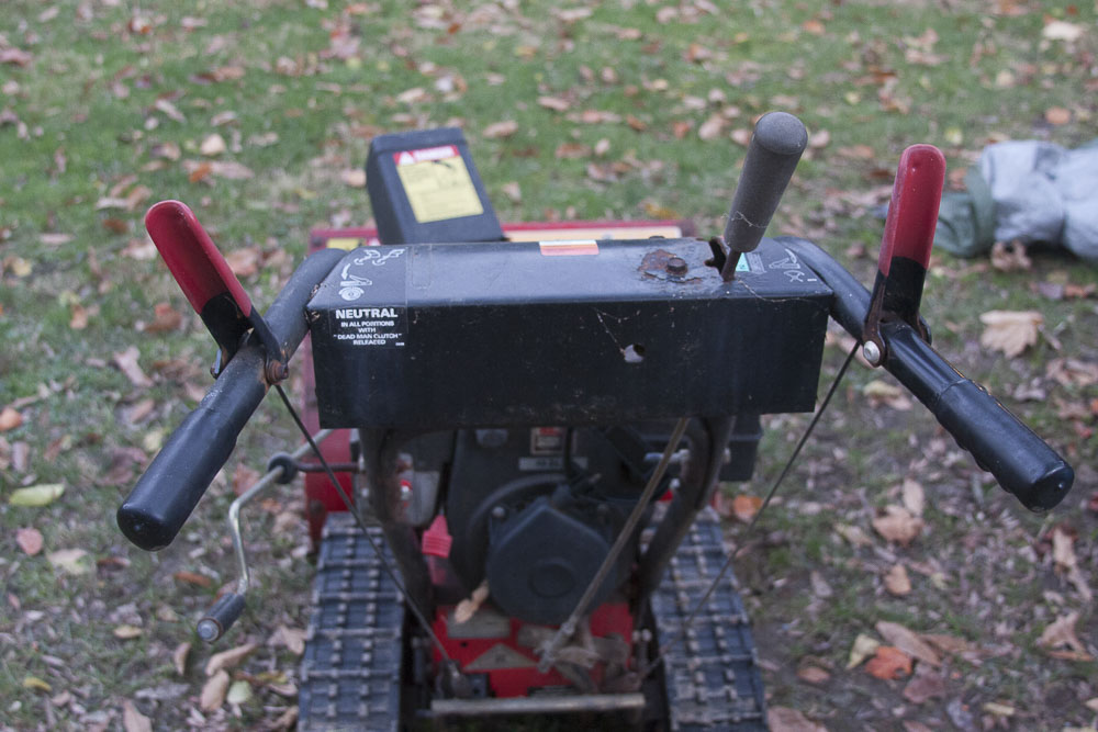 Atlas 825 Trac + Drive Snow Blower | EBTH