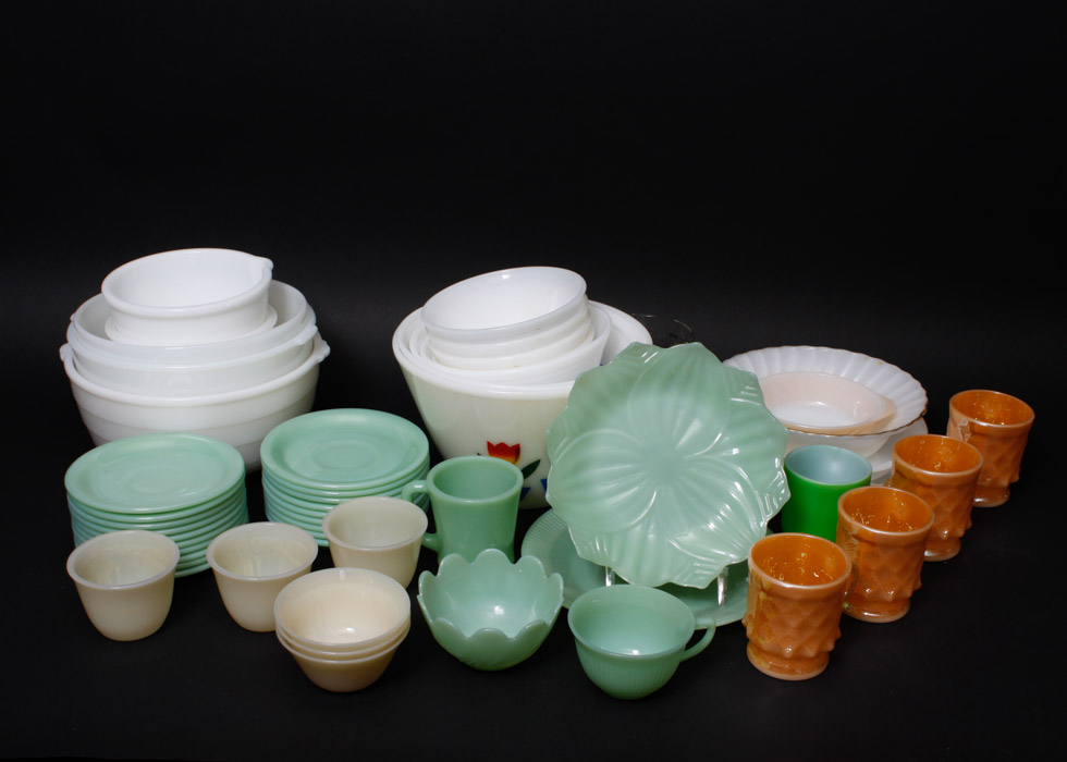 Fire King Assortment Including "Jadeite" and More | EBTH