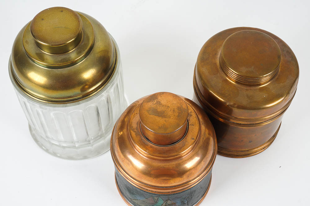 Trio of Vintage 'Rumidor' Tobacco Humidor Jars | EBTH
