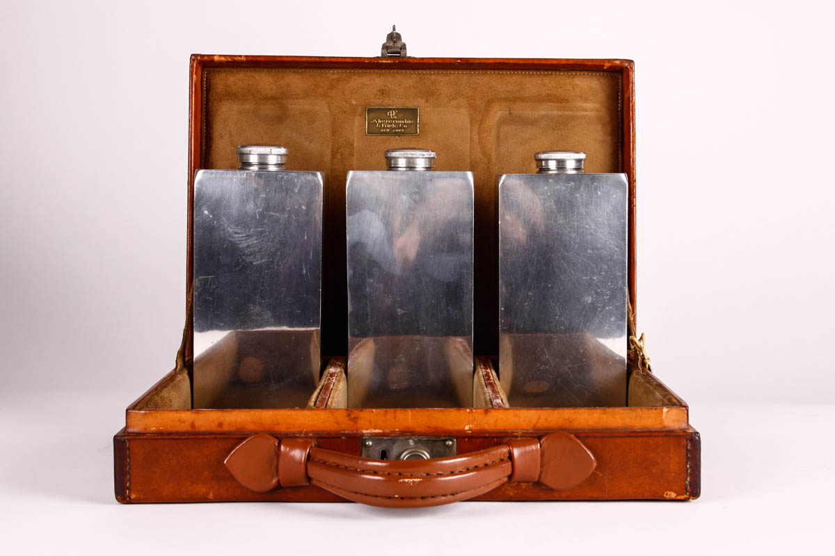 Vintage Abercrombie & Fitch Travel Bar Case | EBTH