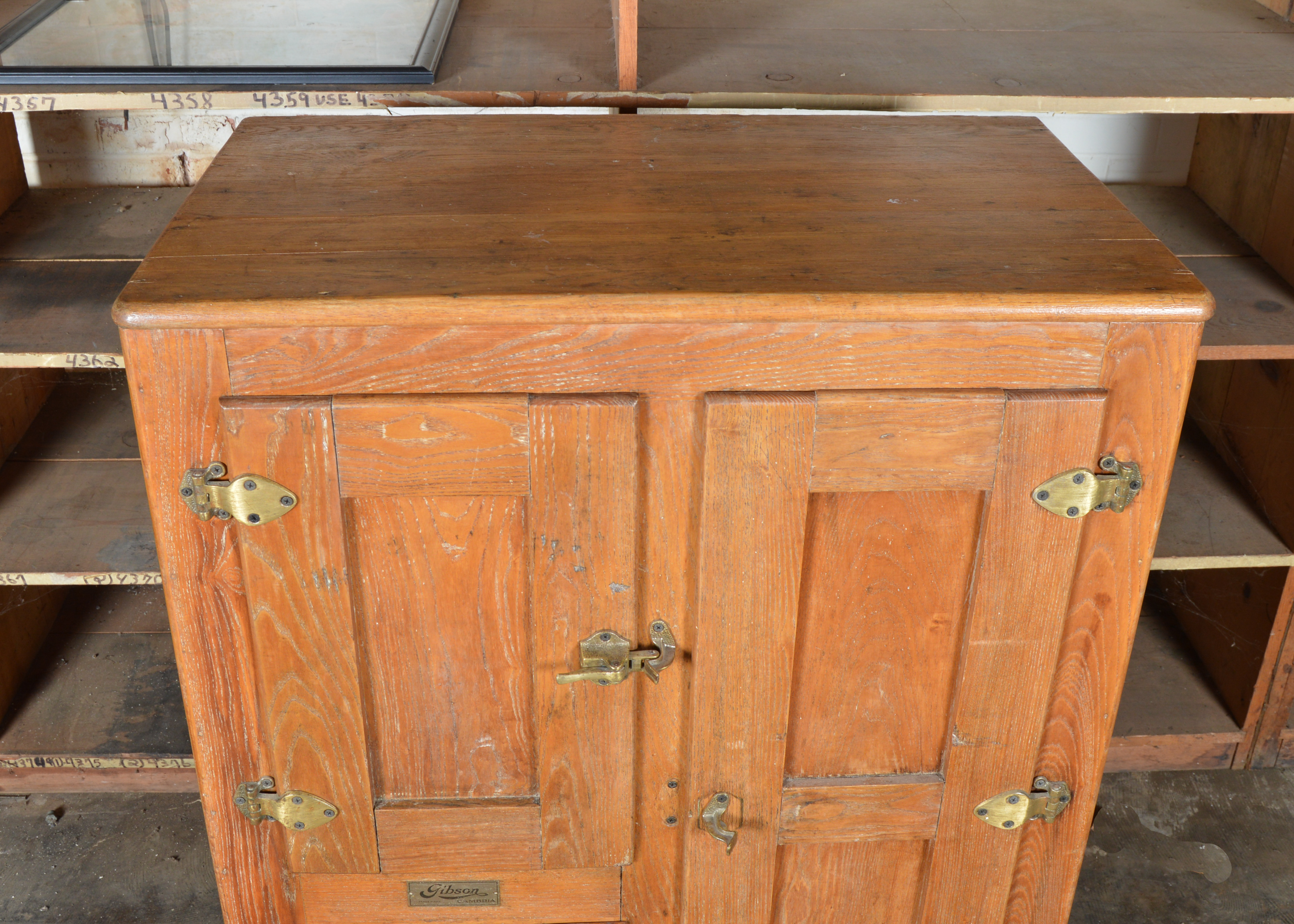Antique Gibson Cambria Ice Box Refrigerator | EBTH
