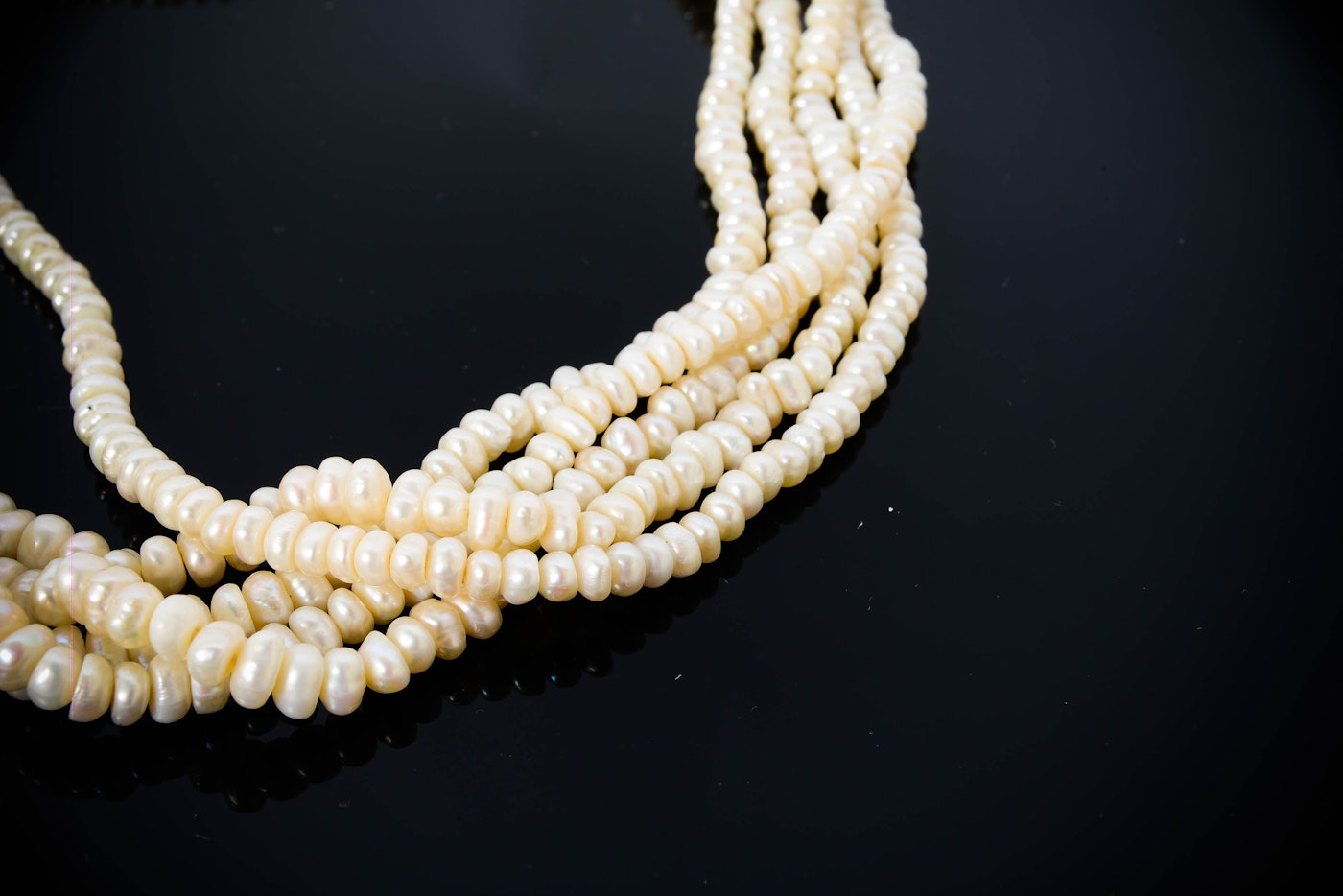 Fresh Water Pearl Choker Necklace Ebth