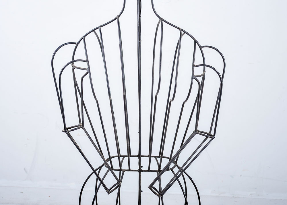 Wire Frame Mannequin Style Lamp | EBTH