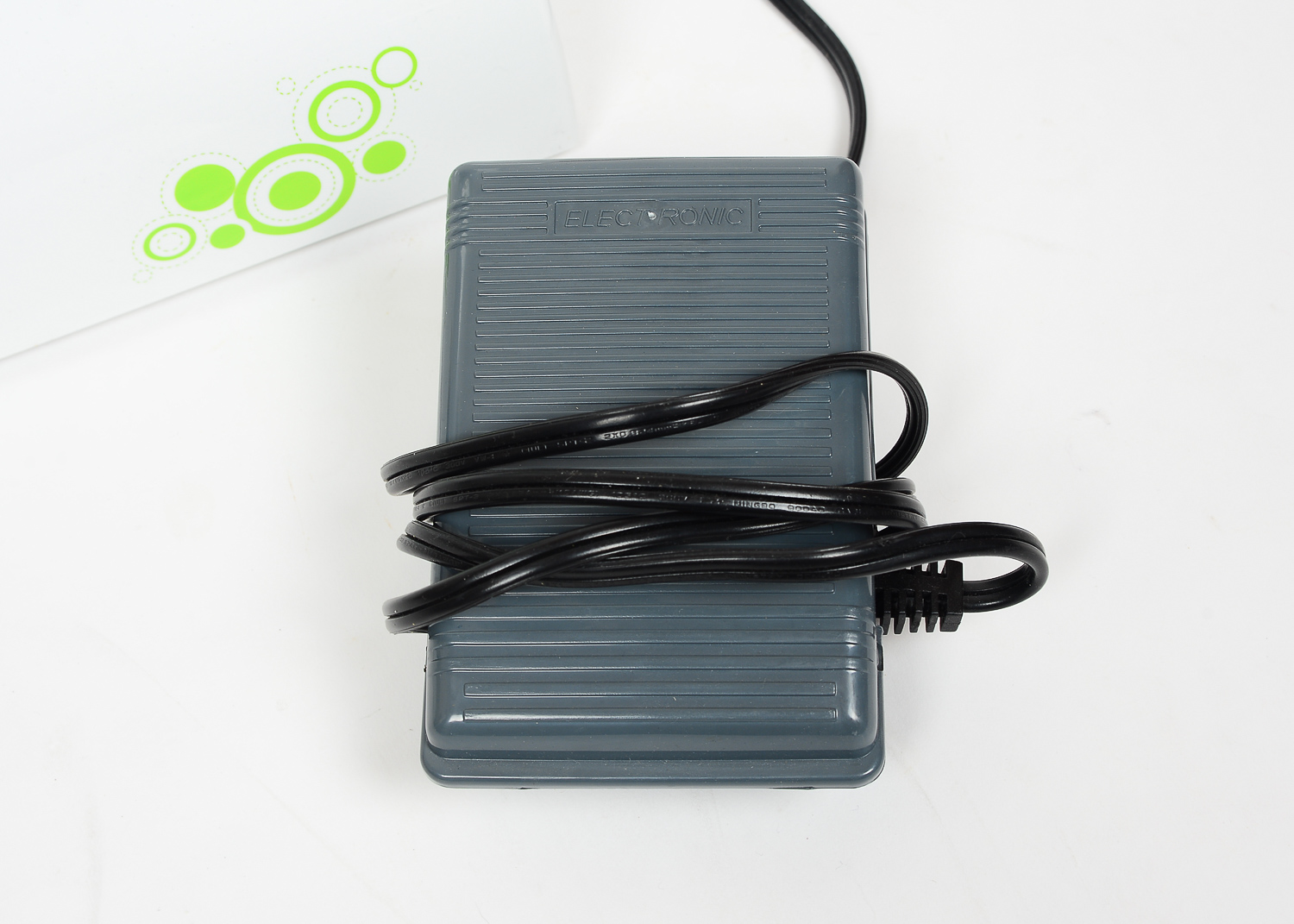 Singer Esteem II Sewing Machine | EBTH