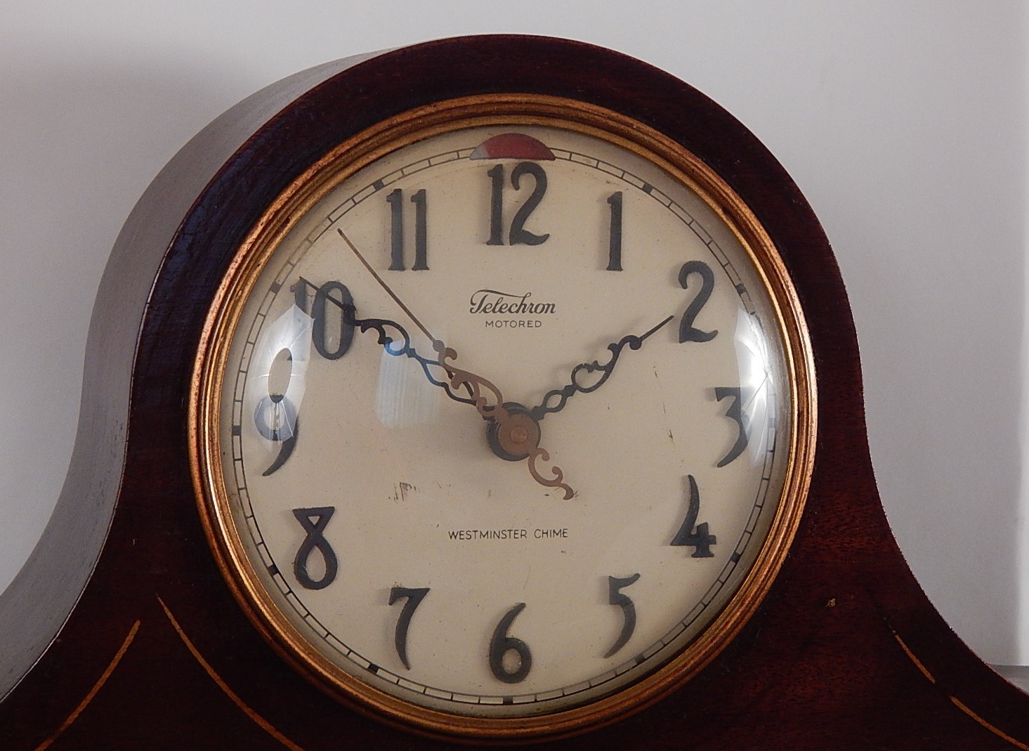 Vintage Telechron Mahogany Electric Mantel Clock | EBTH