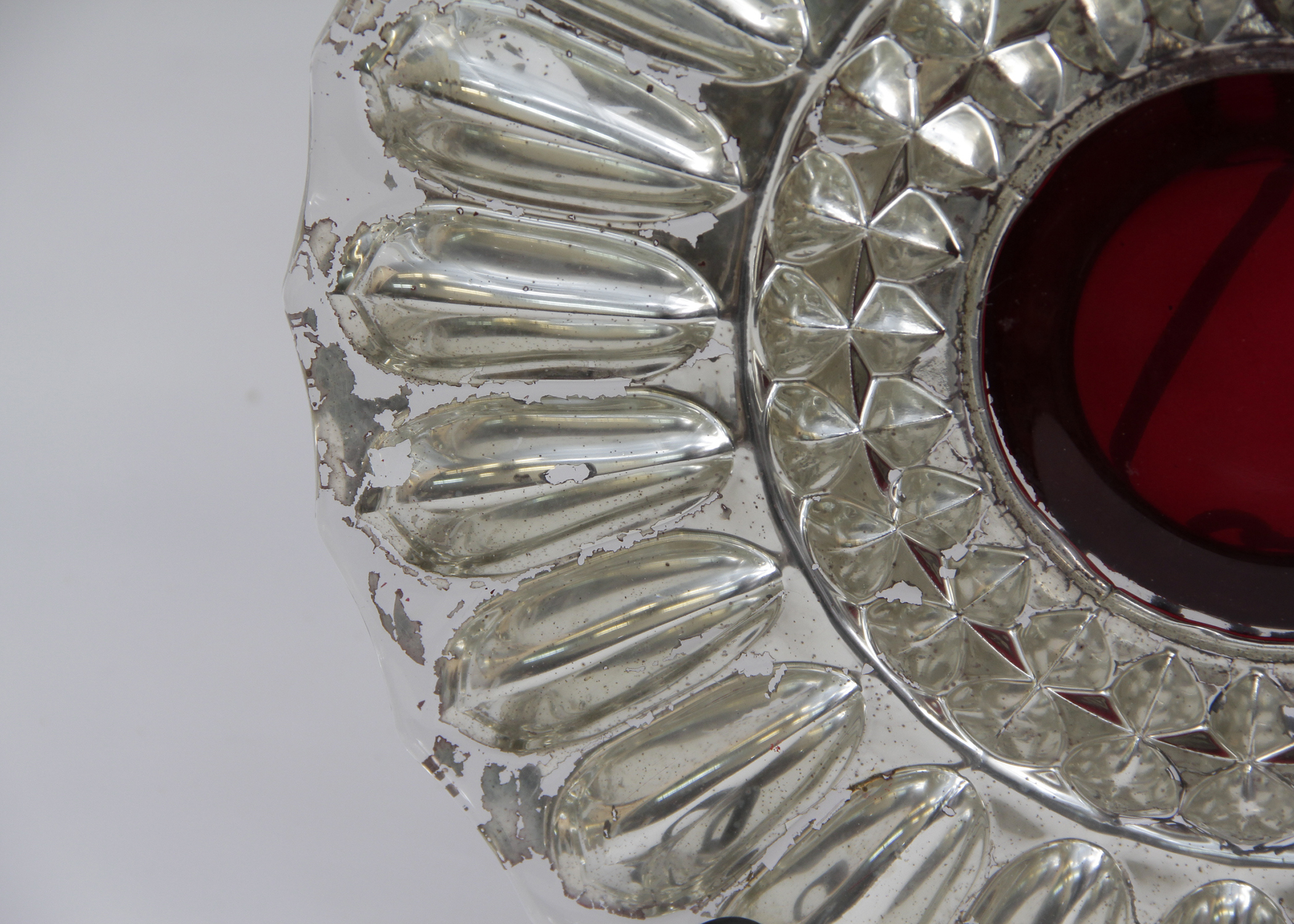 Mercury Glass Plates with Stands | EBTH