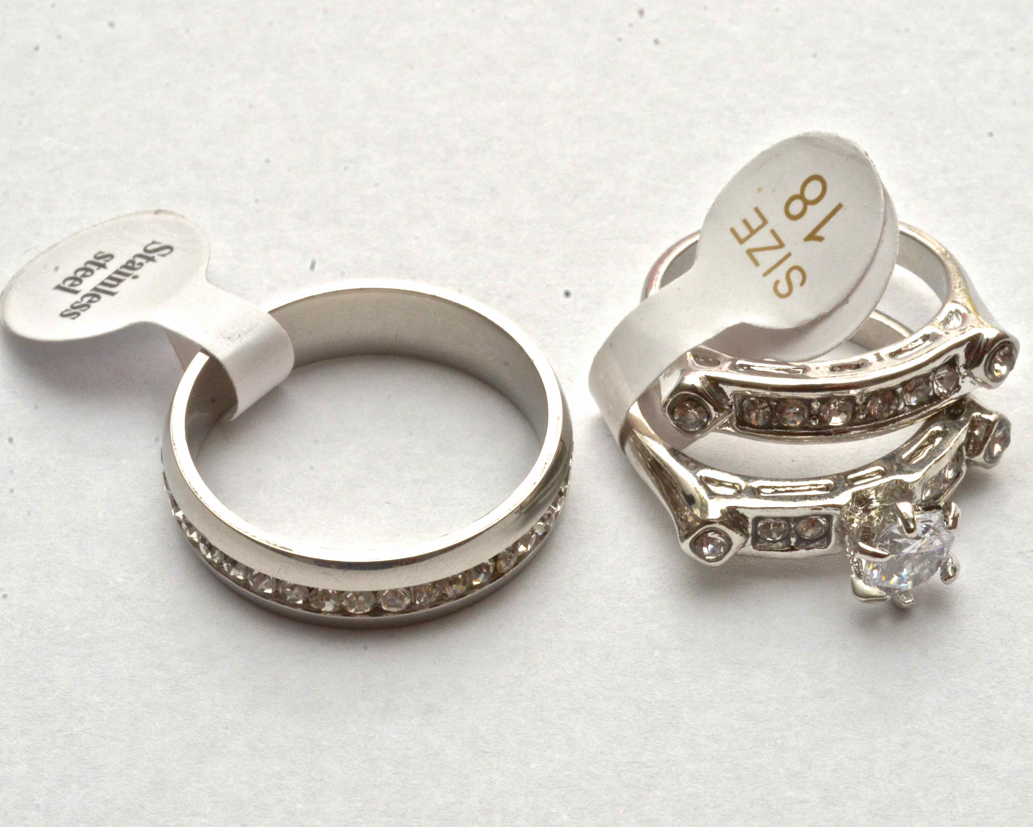 Couple's Costume Engagement Set | EBTH