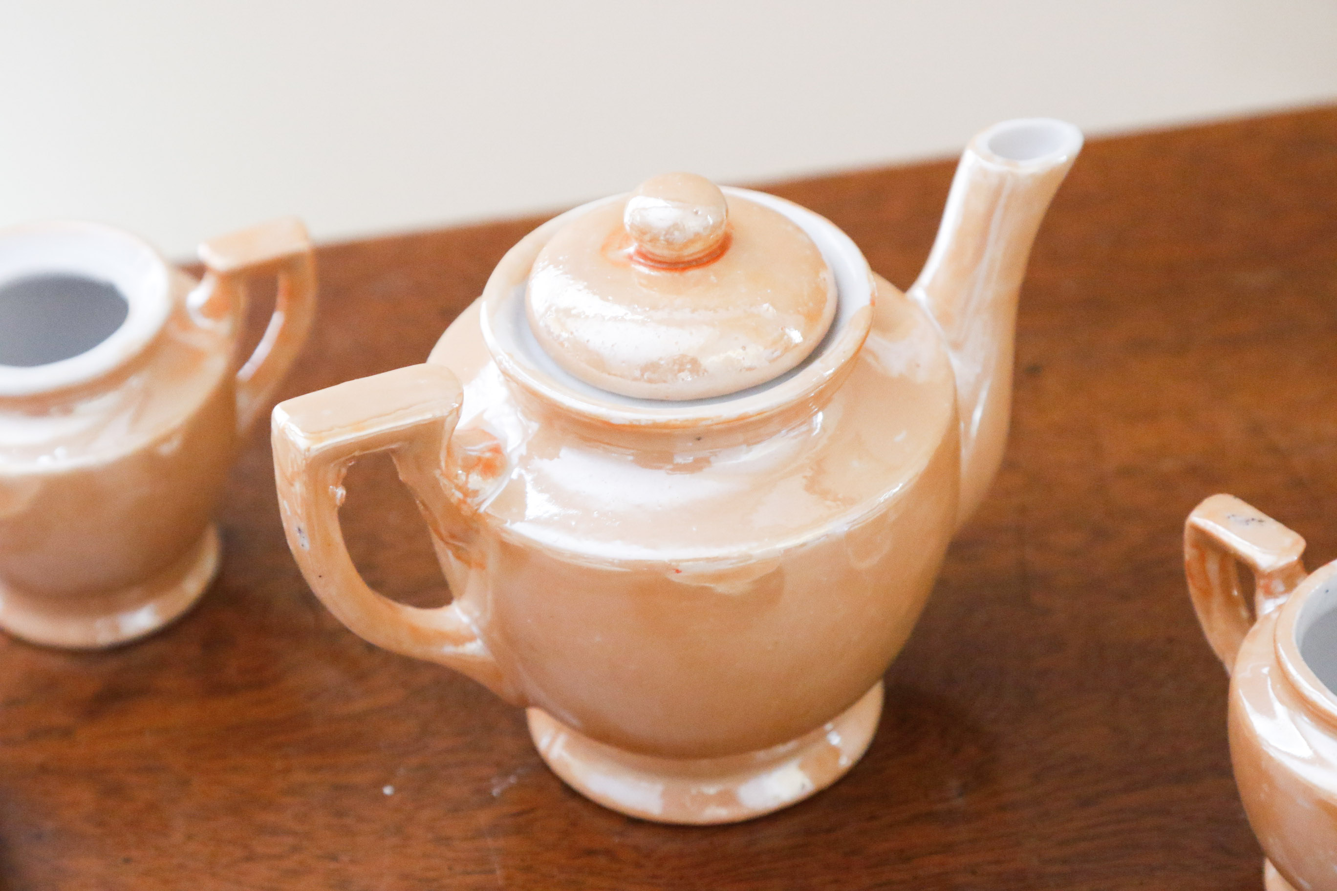 Occupied Japan Peach Lusterware Child's Tea Set | EBTH