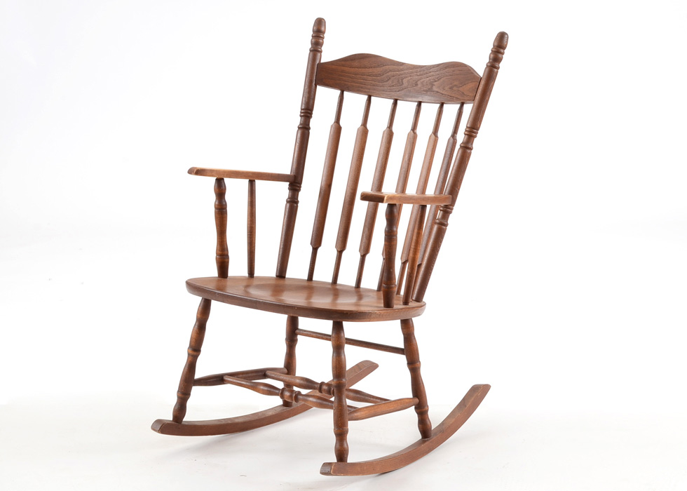 Windsor Style Rocking Chair : EBTH