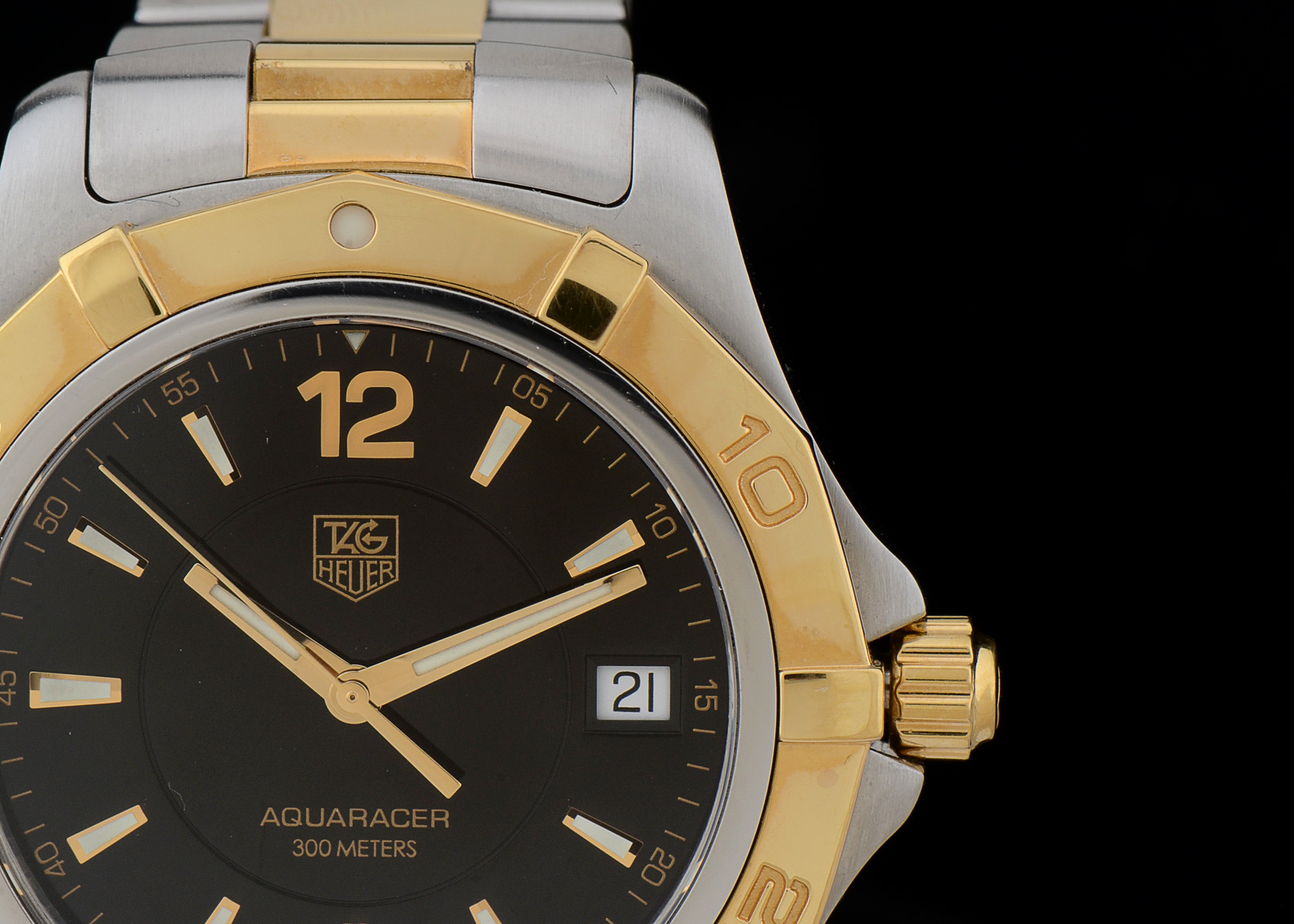 Men's Tag Heuer Aquaracer Two Tone Steel Quartz Black Dial Watch | EBTH
