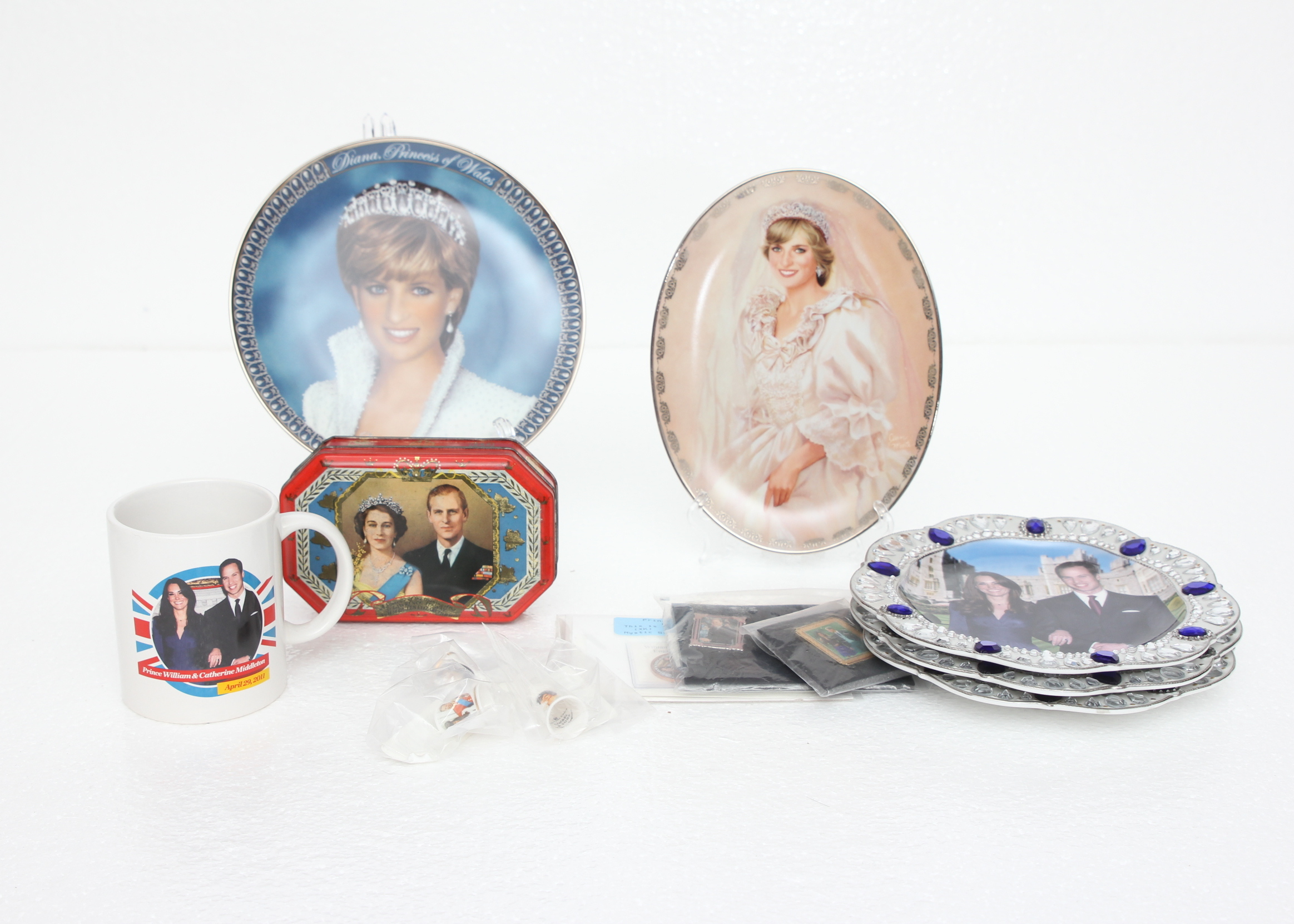 Collection of Royal Family Plates and Collectibles | EBTH