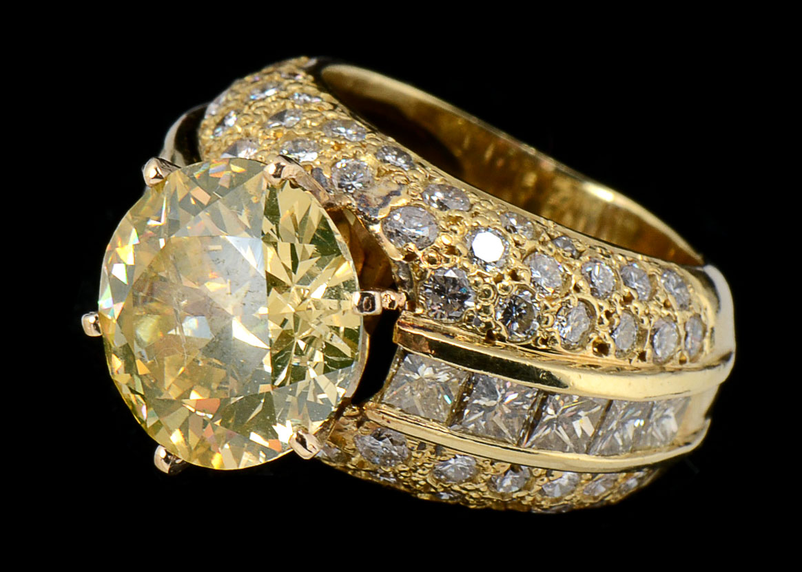 18K Yellow Gold Diamond Ring | EBTH