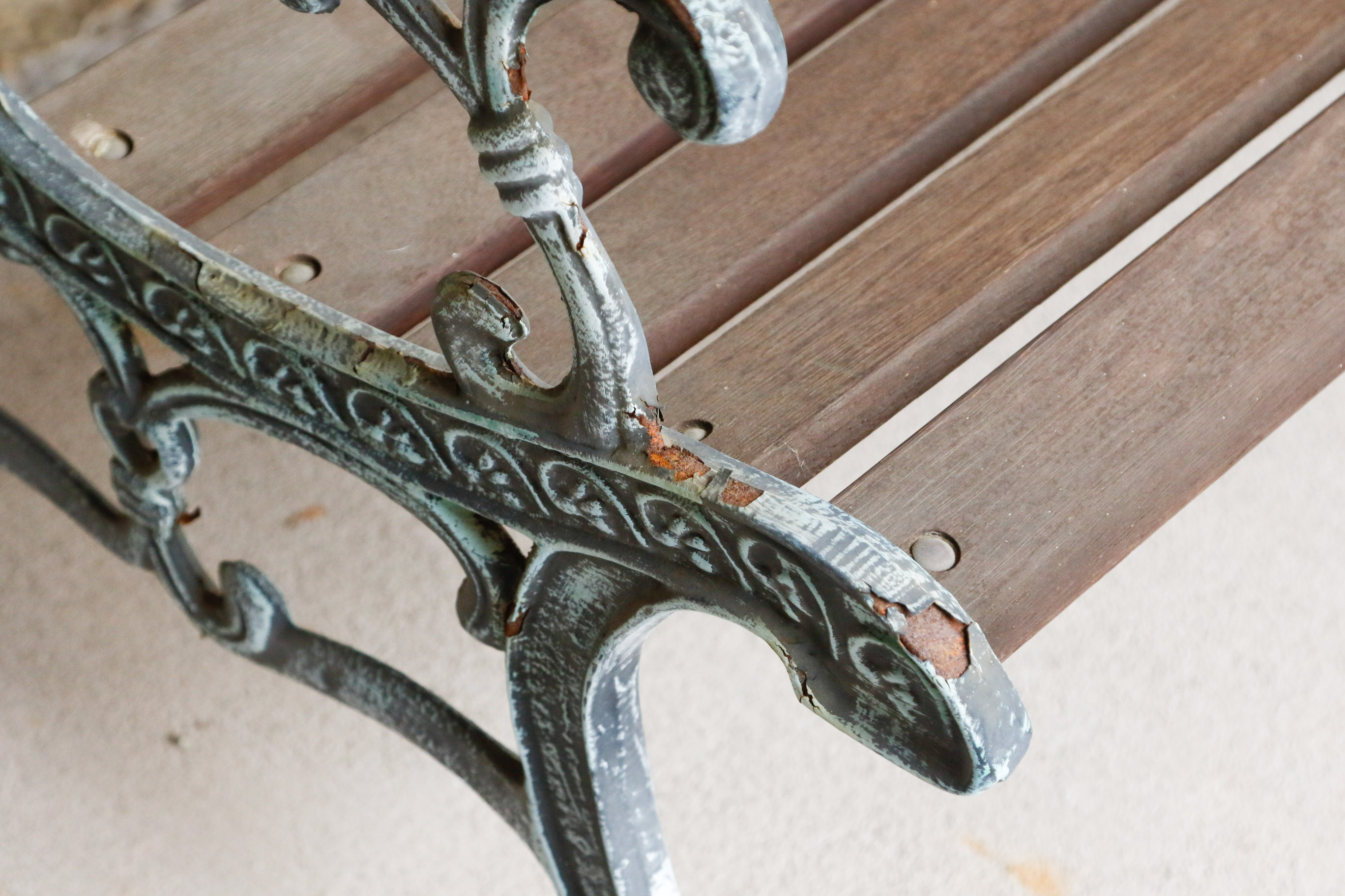 Berkeley Forge & Foundry Garden Bench | EBTH